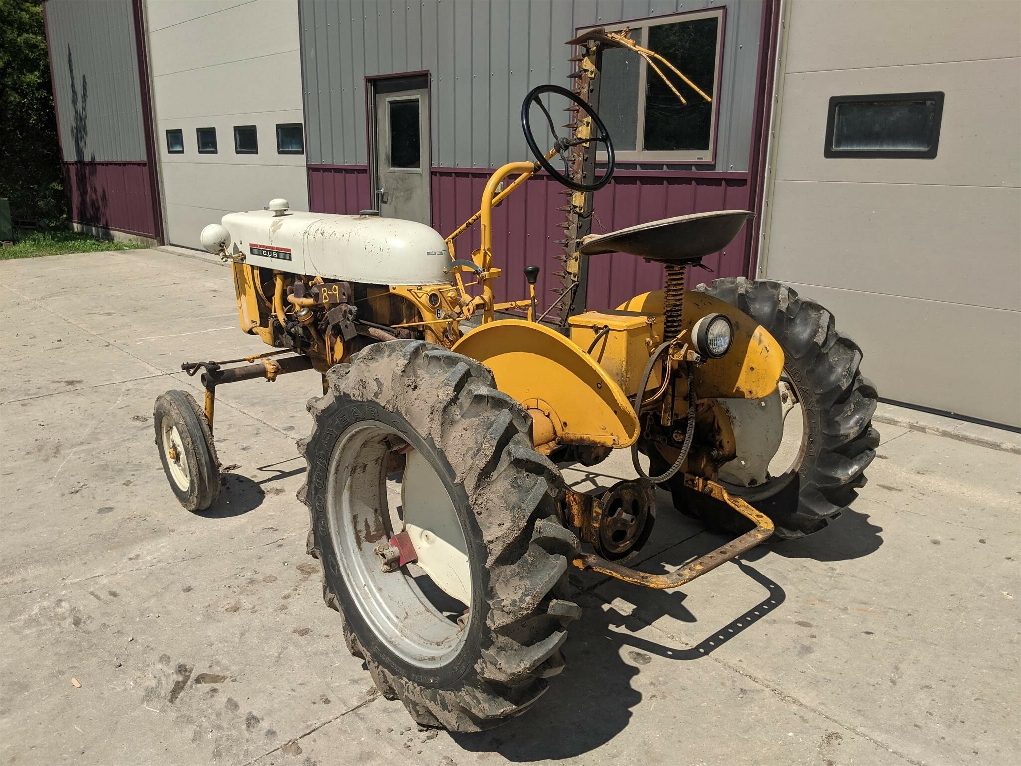 1975 International Harvester Cub Tractor - $5,950 | Machinery Pete