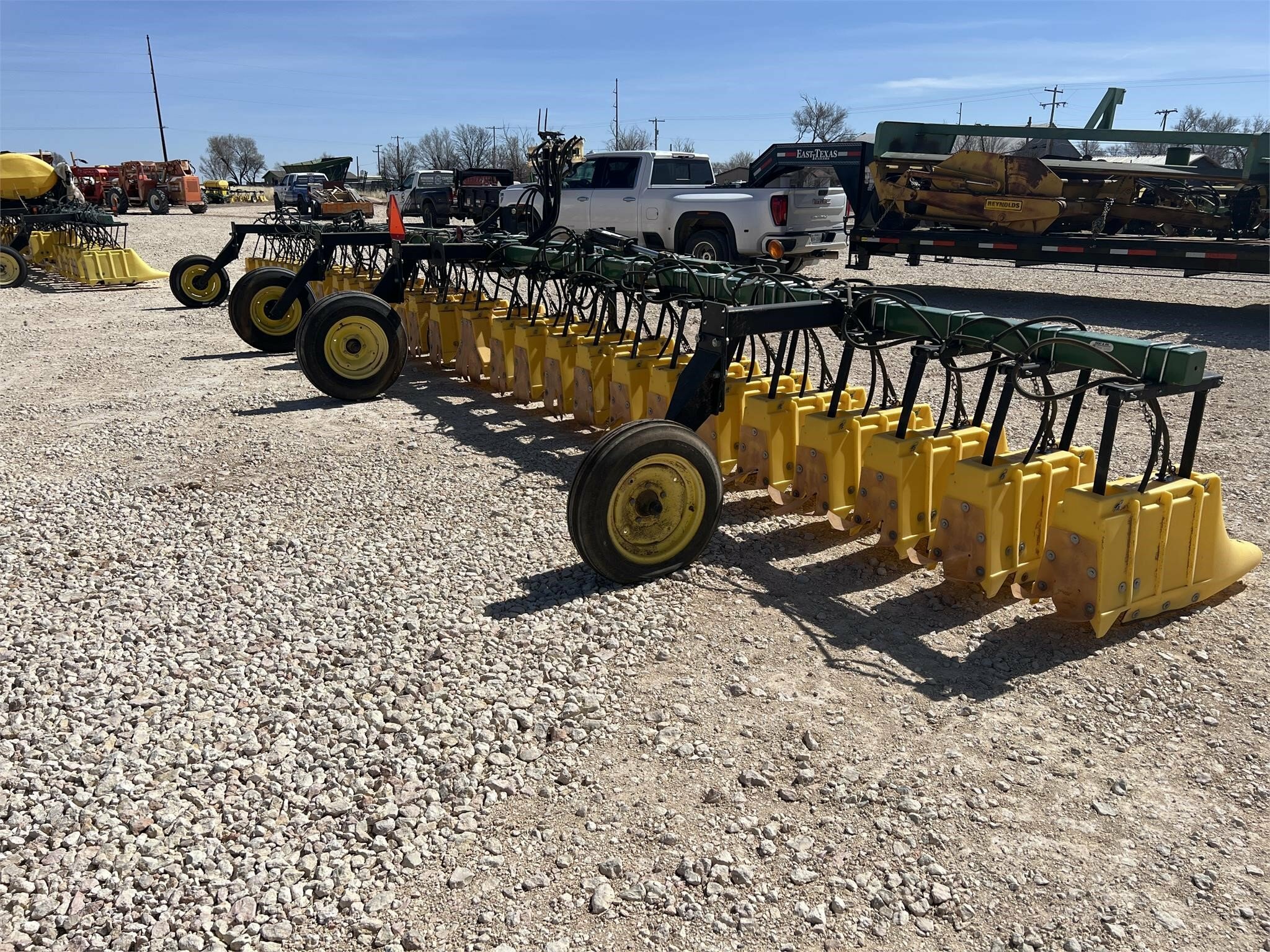 Redball 420 Pull-Type Sprayer - $Call | Machinery Pete