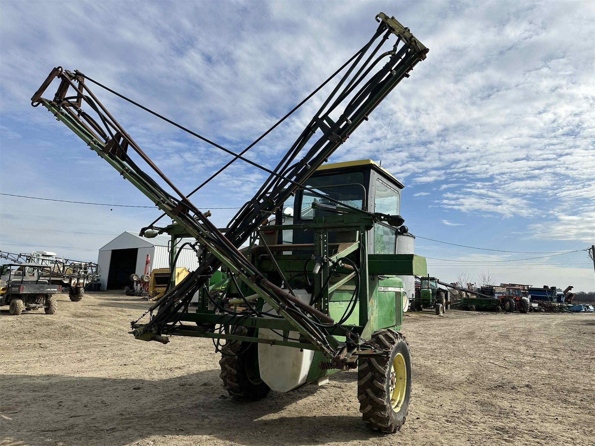 John Deere 6000 Self-Propelled Sprayer - $12,500 | Machinery Pete
