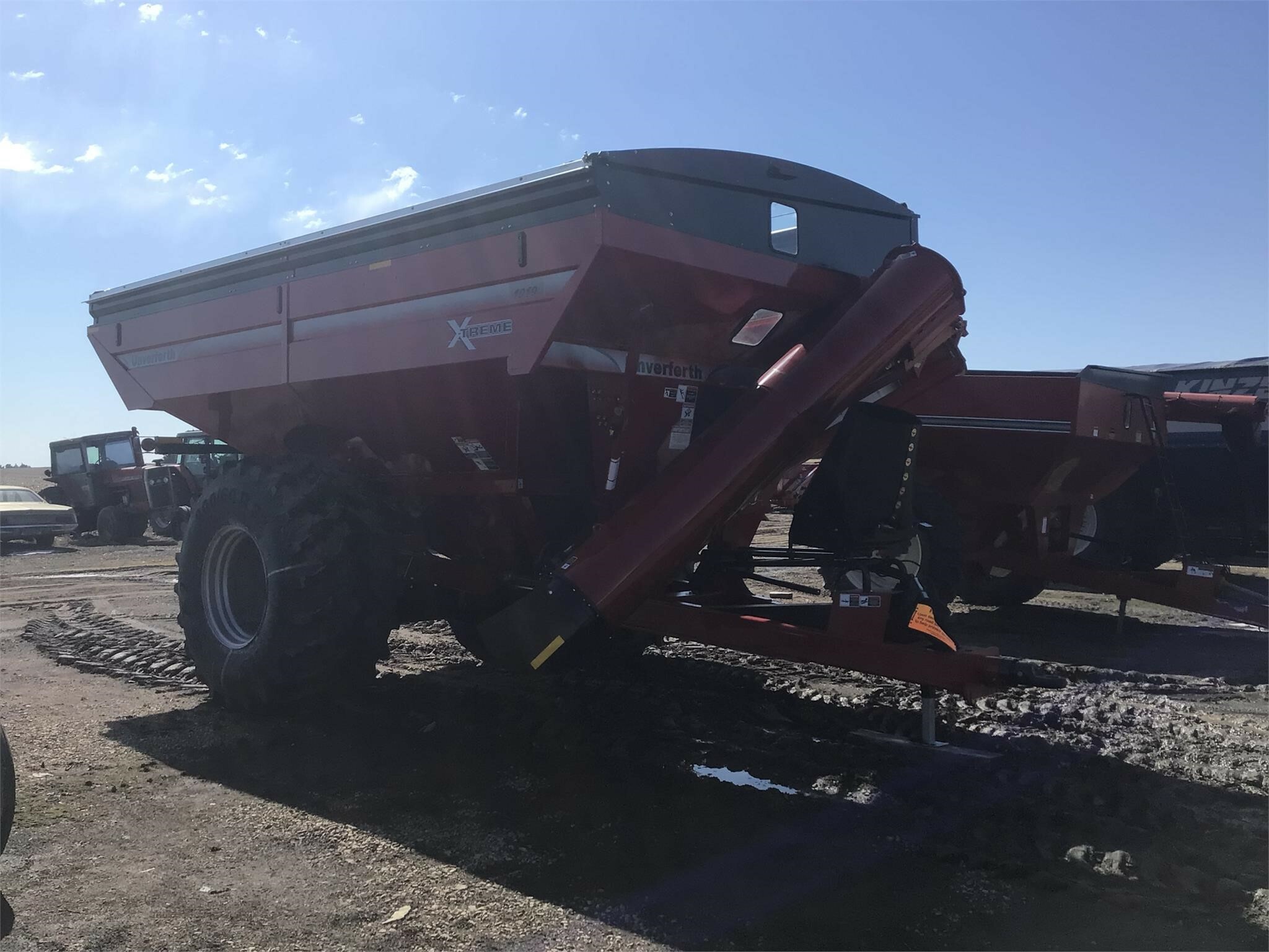 2023 Unverferth 1019 Grain Cart - $90,300 | Machinery Pete