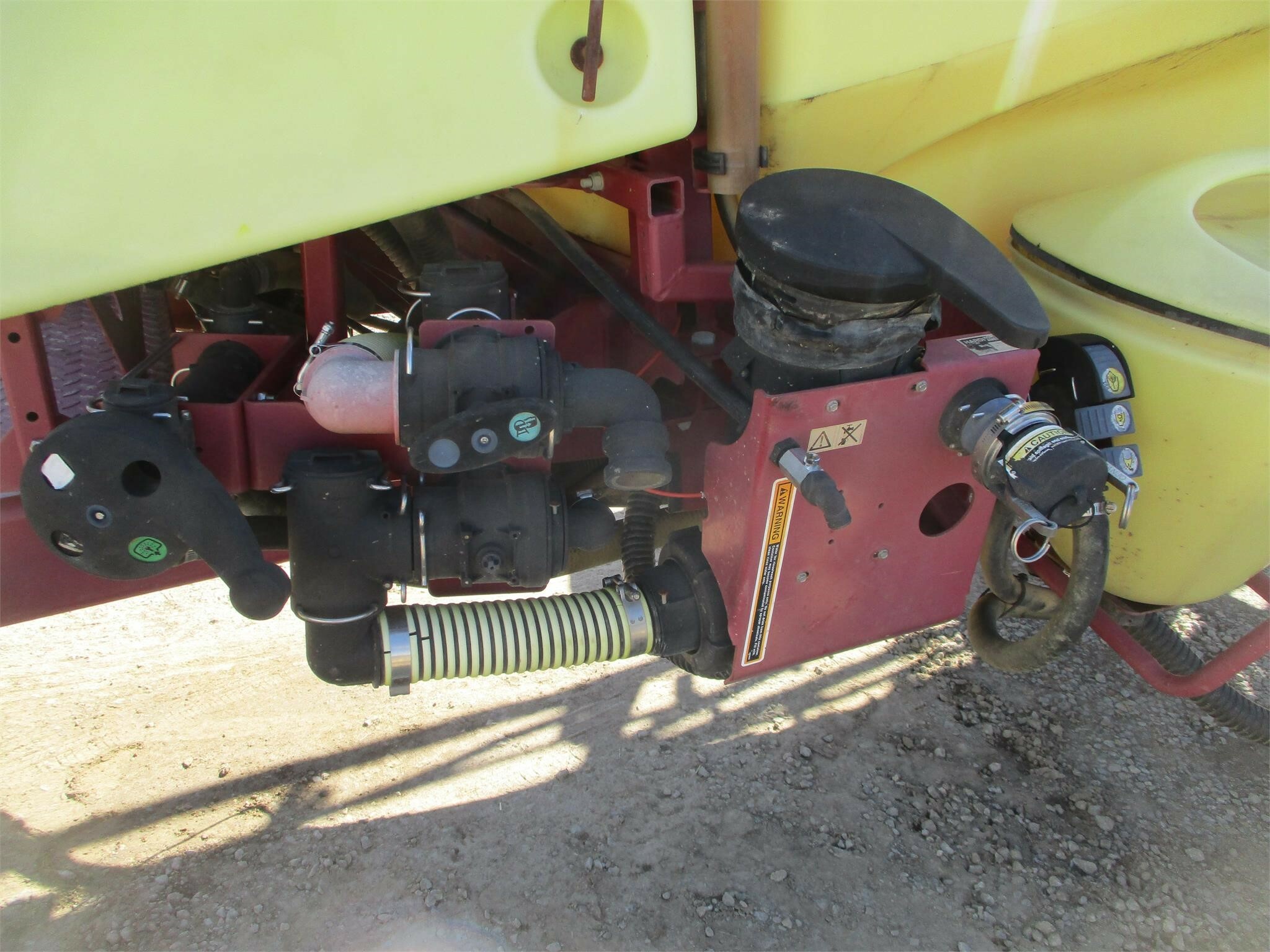 Hardi Navigator 3000 Pull-Type Sprayer - $16,500 | Machinery Pete