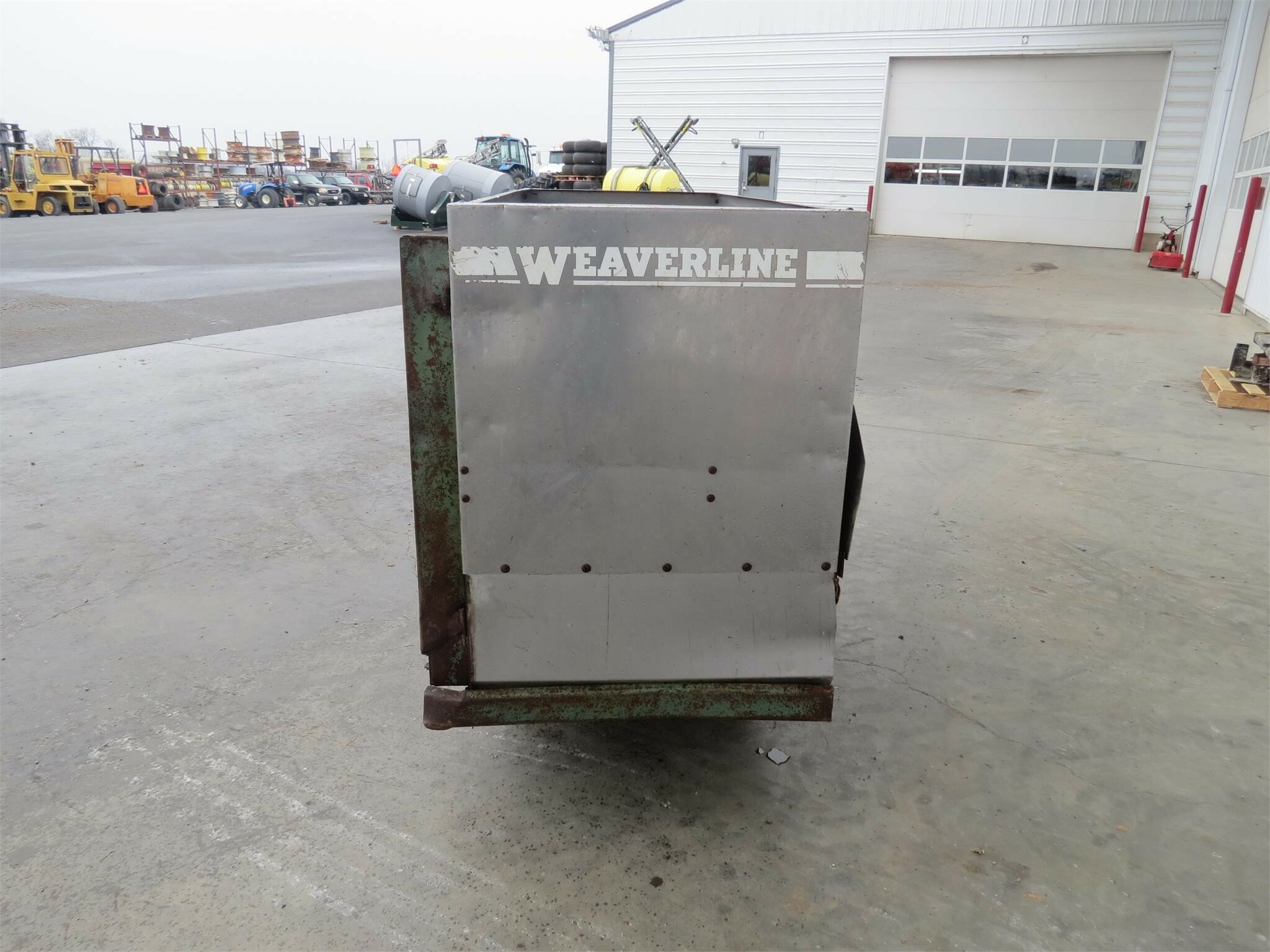 Weaverline 430 Feed Wagon - $2,800 | Machinery Pete