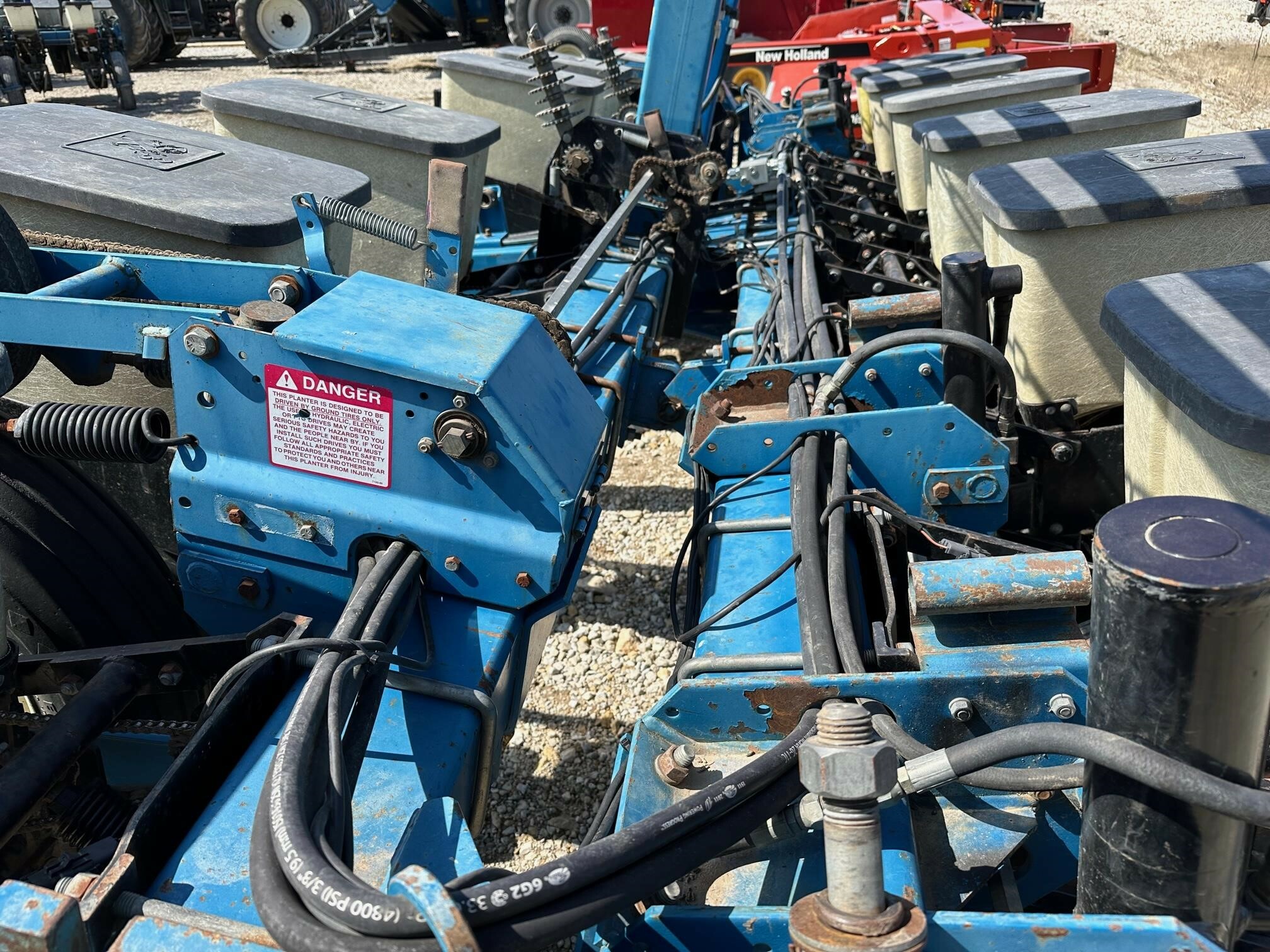 1988 Kinze EF Planter - $10,500 | Machinery Pete 1988 Kinze EF Planter - $10,500 | Machinery Pete