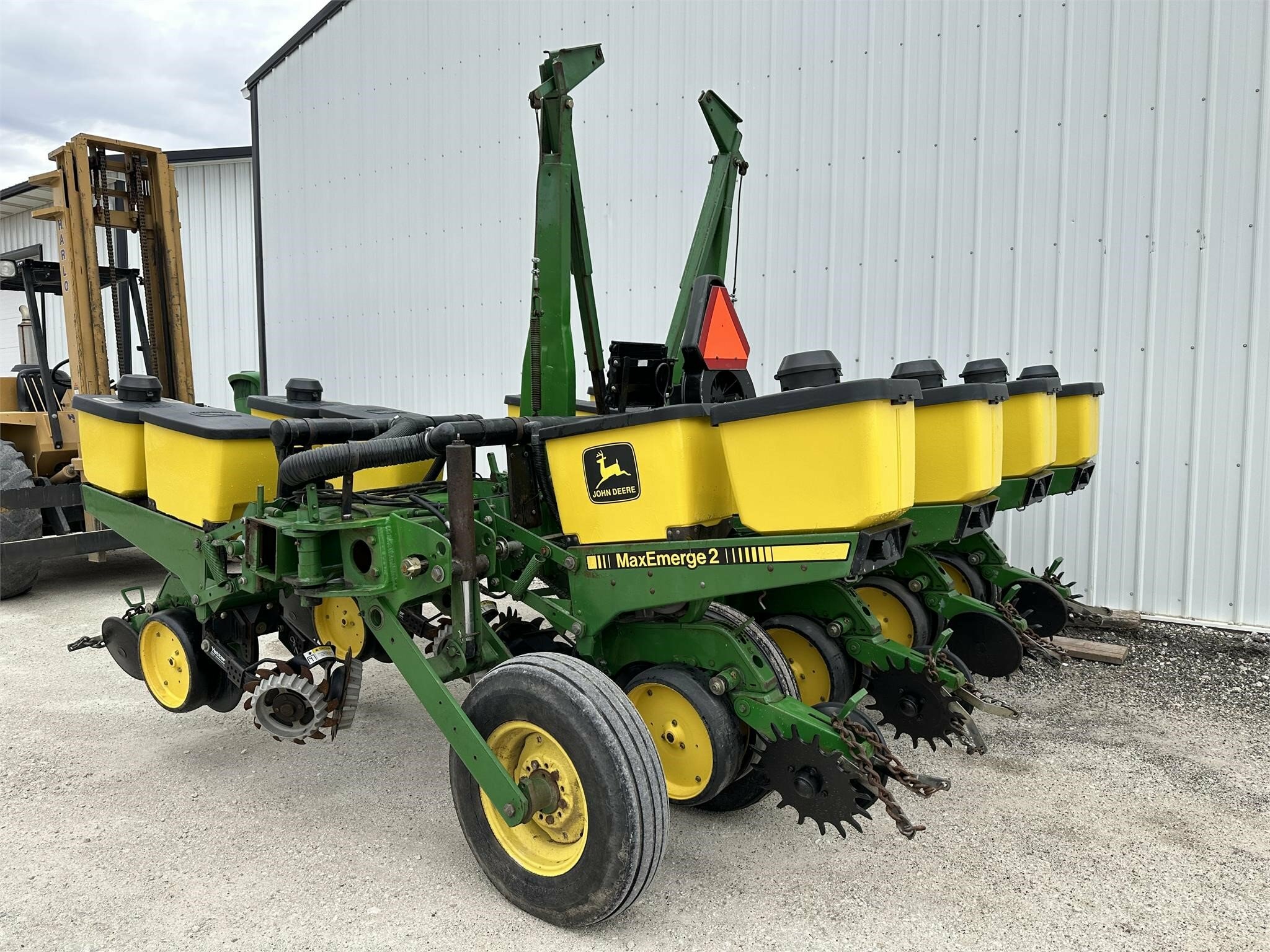 John Deere 7200 Planter - $19,500 | Machinery Pete