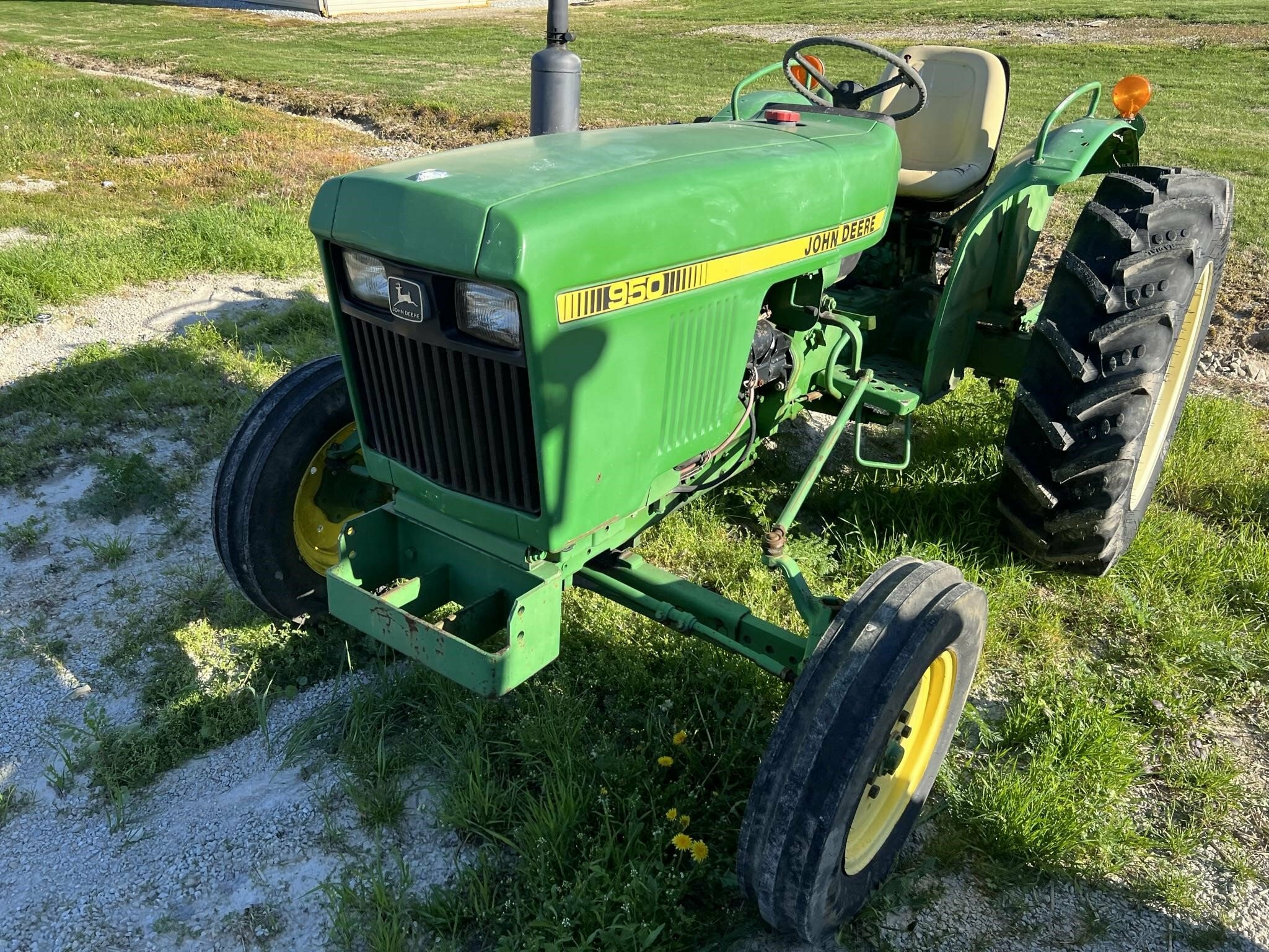 1981 John Deere 950 Tractor - $6,600 | Machinery Pete