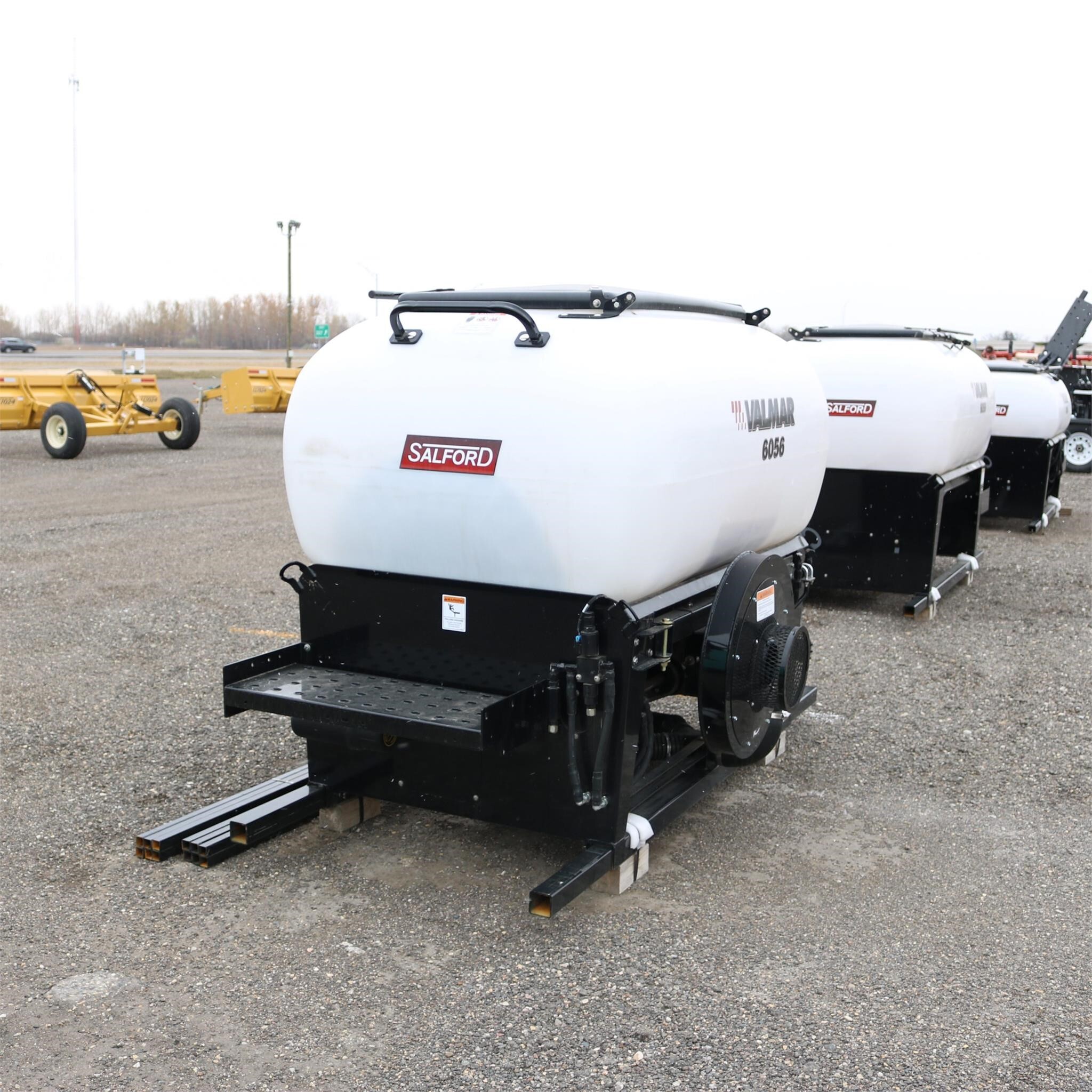 2025 Salford VALMAR 6056 Pull-Type Fertilizer Spreader - $Call ...