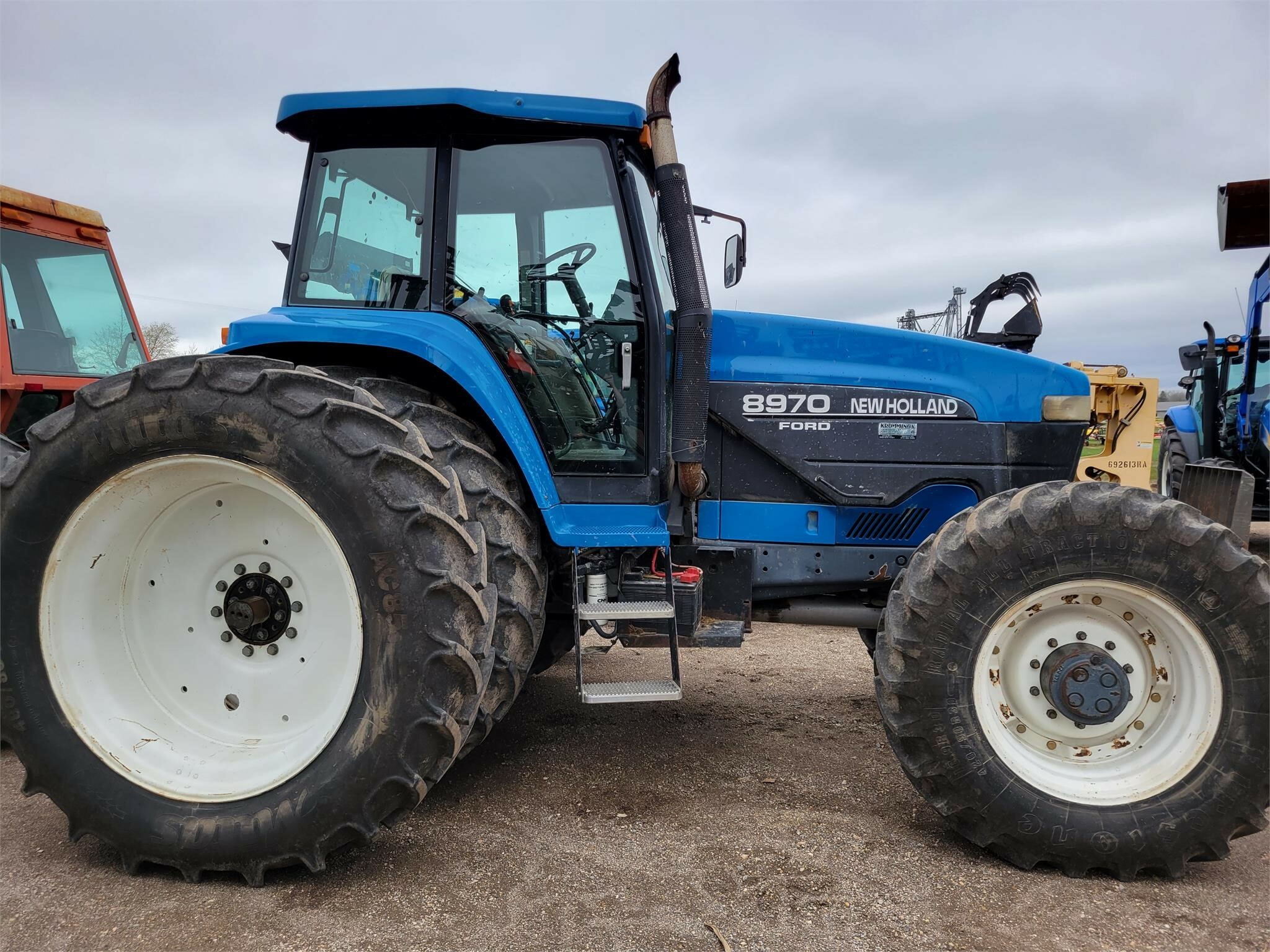 1998 New Holland 8970 Tractor - $72,500 | Machinery Pete