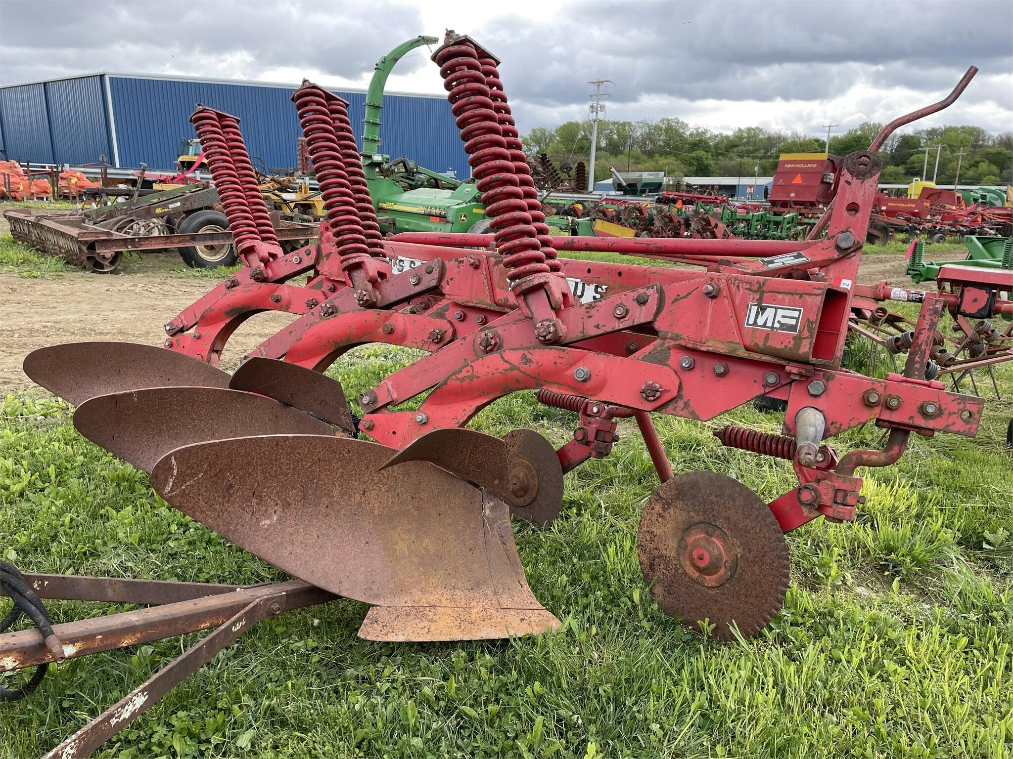 Massey Ferguson 345 Plow - $2,500 | Machinery Pete