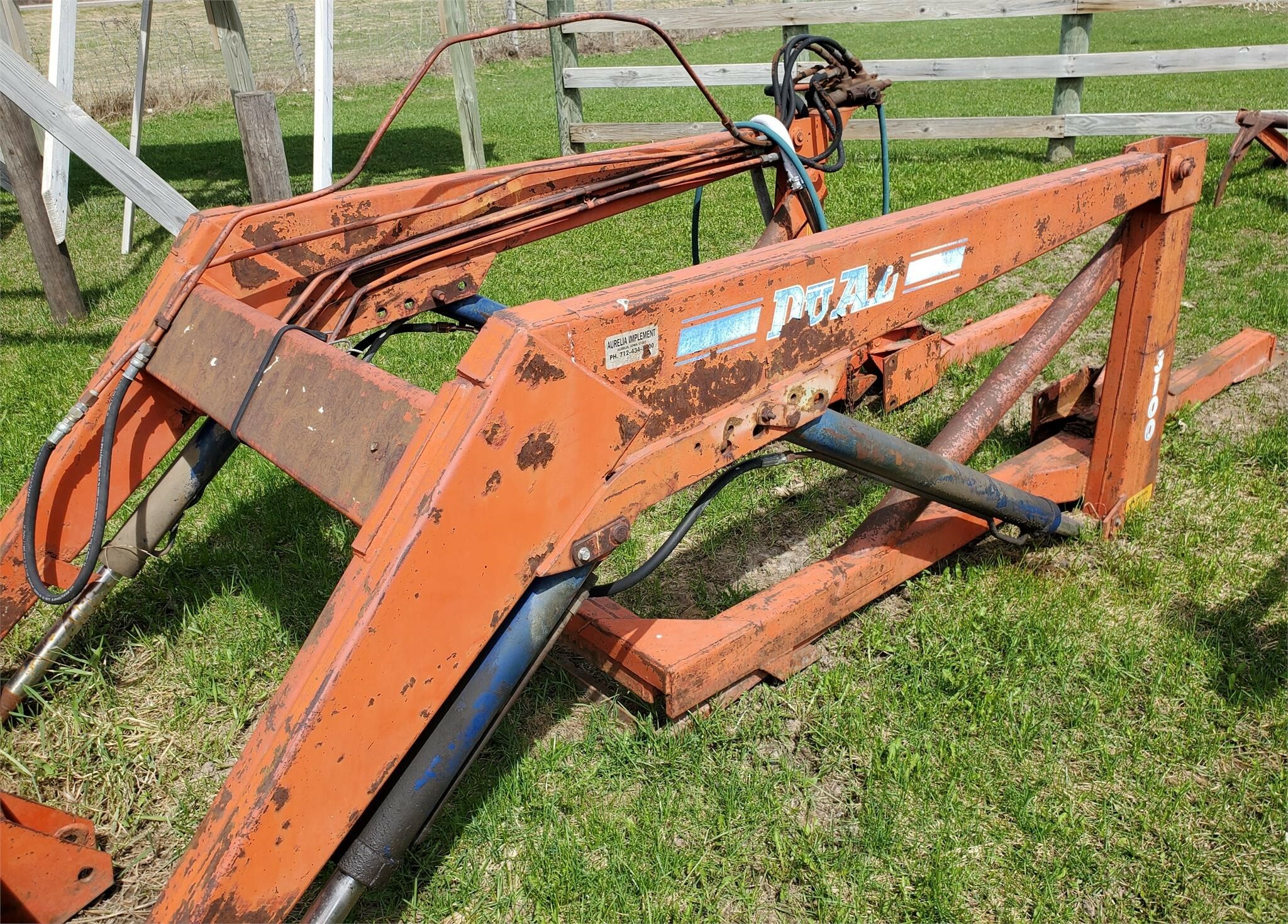 Du-Al 3100 Front End Loader - $1,500 | Machinery Pete