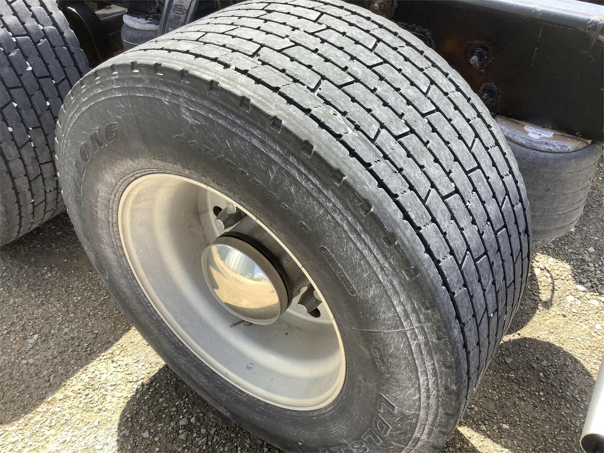 2014 Peterbilt 386 Semi Trucks/Trailer - $27,000 | Machinery Pete