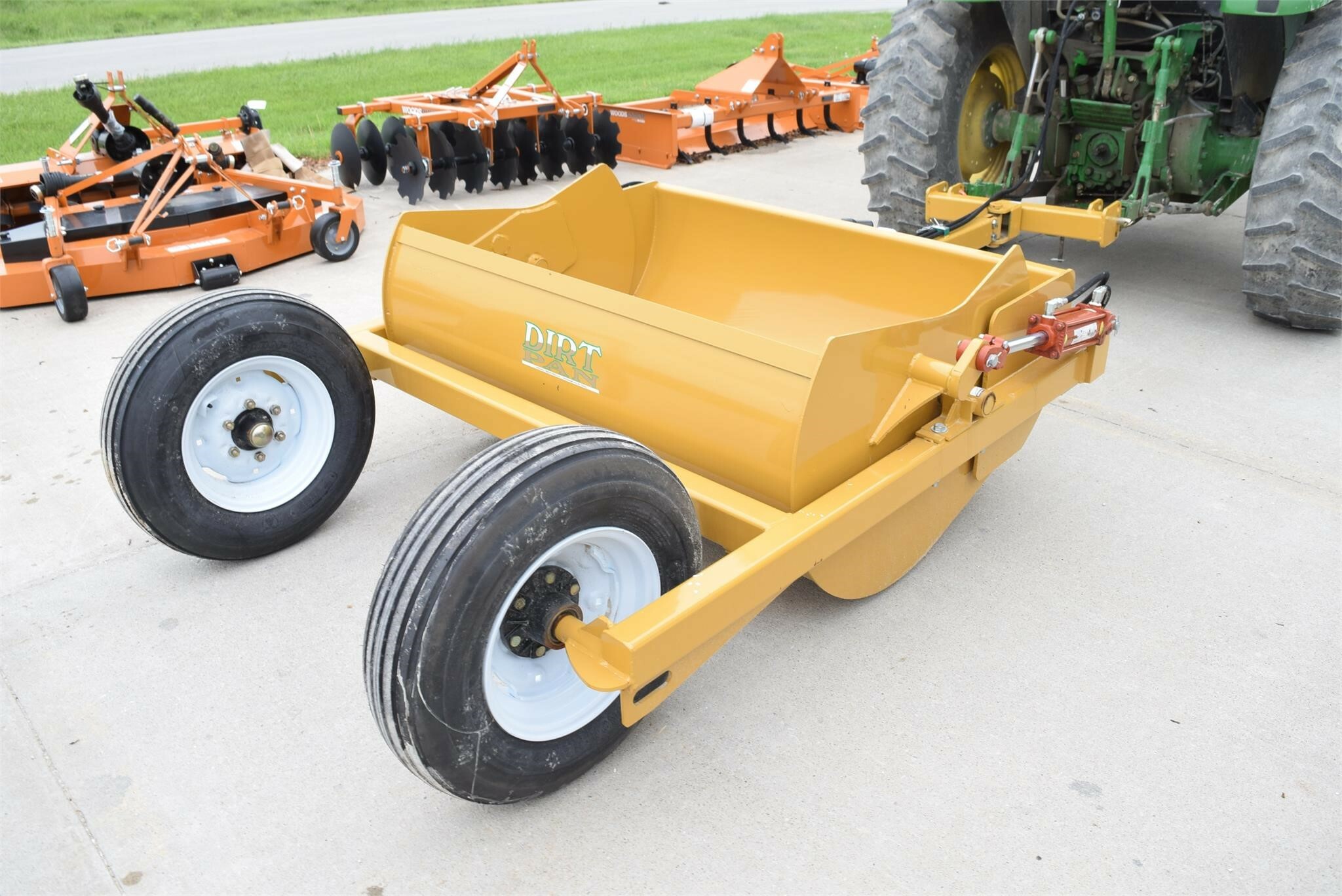 2023 Durabilt DP60 Scraper - $8,975 | Machinery Pete