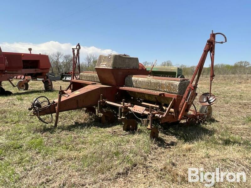 Used International 400 for Sale - 8 Listings | Machinery Pete