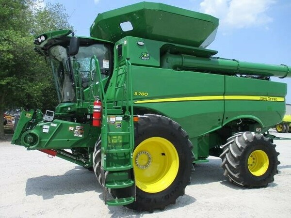 Used Combines for Sale - 6736 Listings | Machinery Pete
