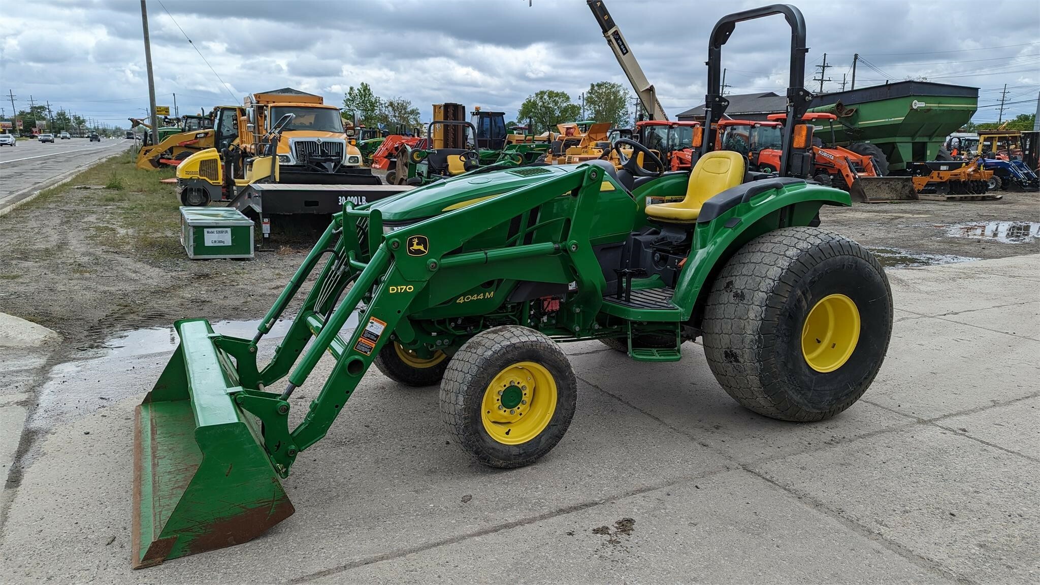 John Deere 4044M Tractor - $26,900 | Machinery Pete