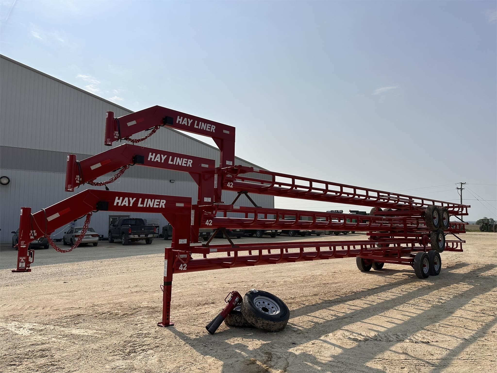 Hayliner 42 Bale Wagons and Trailer - $Call | Machinery Pete