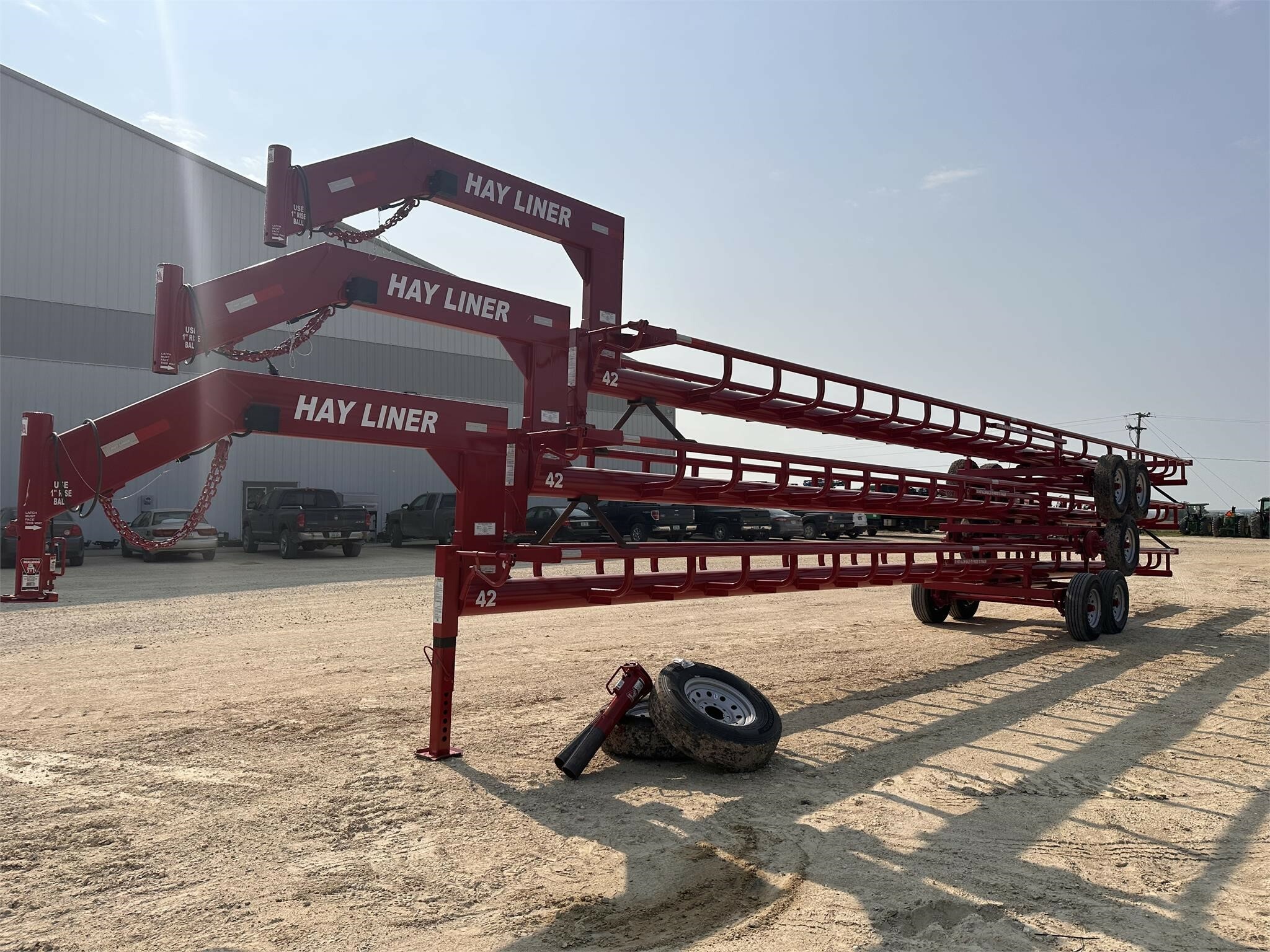 Hayliner 42 Bale Wagons and Trailer - $Call | Machinery Pete