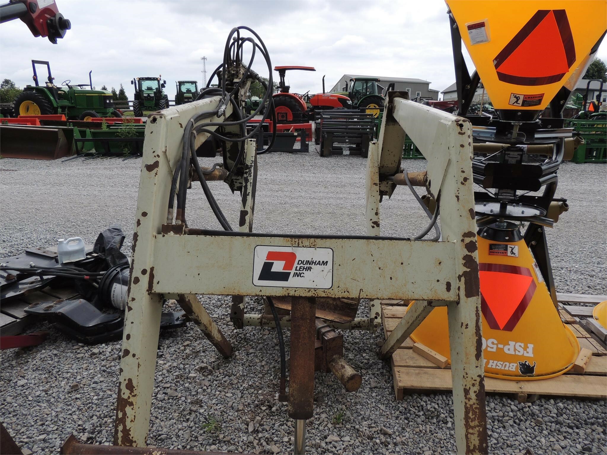 Farmhand 22 Front End Loader - $3,500 | Machinery Pete