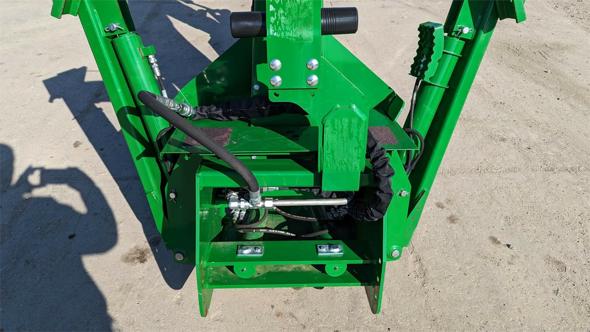 John Deere 595 Backhoe - $10,900 | Machinery Pete