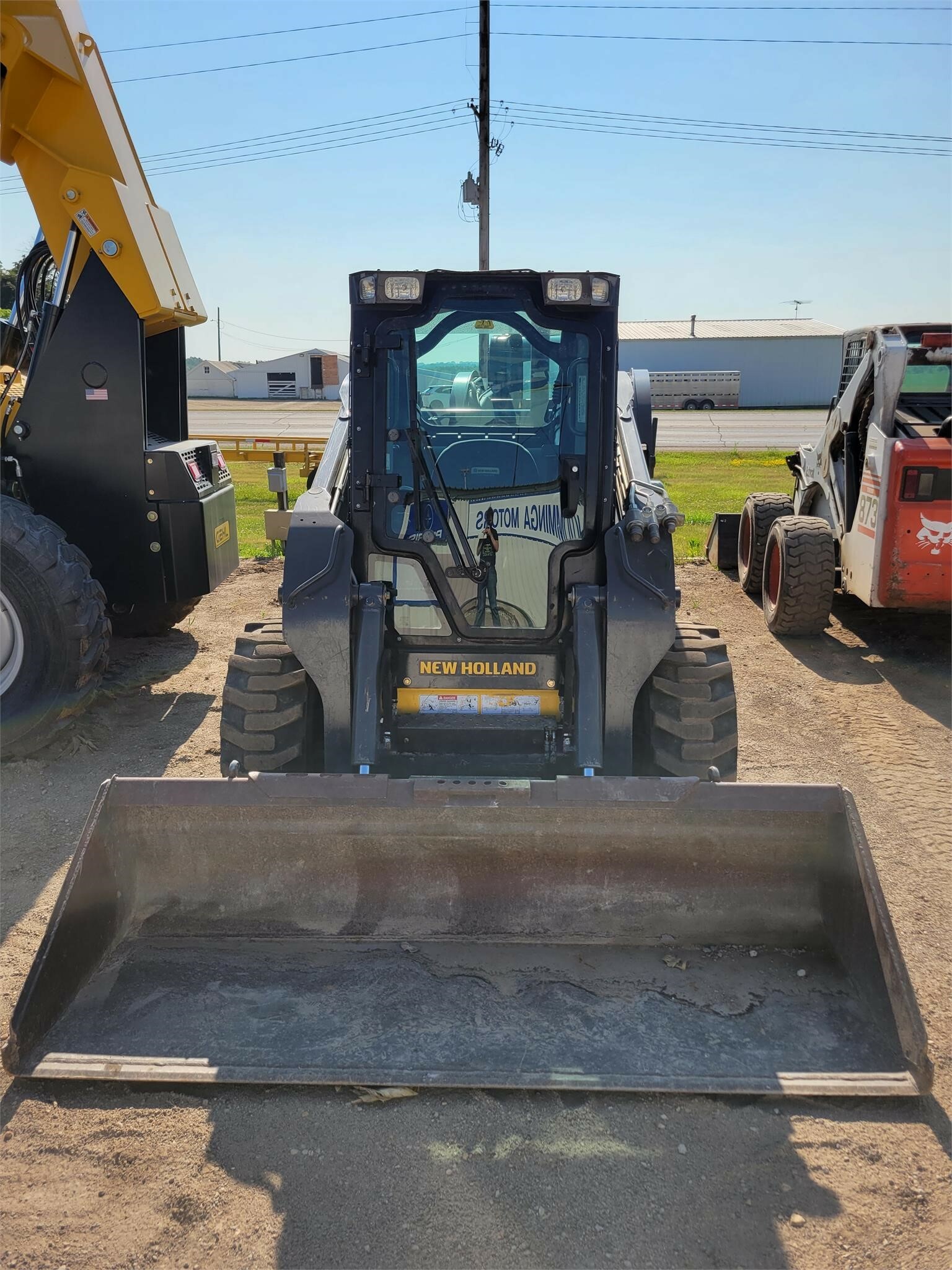 2019 New Holland L228 Skid Steer - $41,500 | Machinery Pete