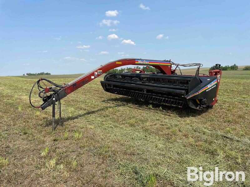 Used MacDon Windrowers and Swathers for Sale - 26 Listings | Machinery Pete