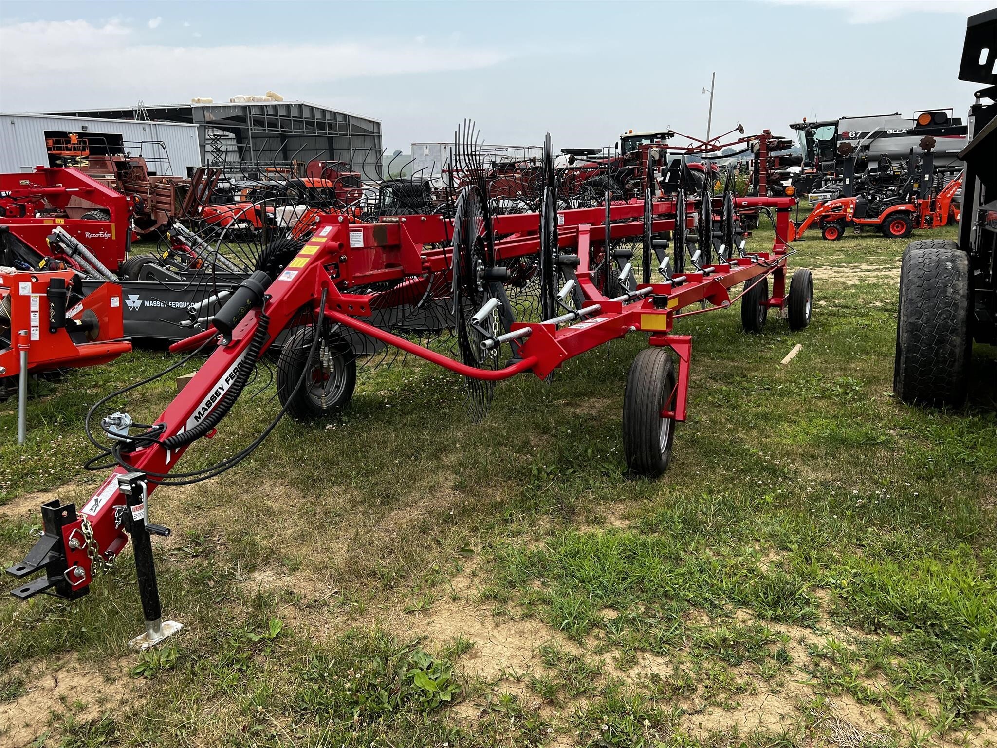 2023 Massey Ferguson 3986 Rake - $32,438 | Machinery Pete