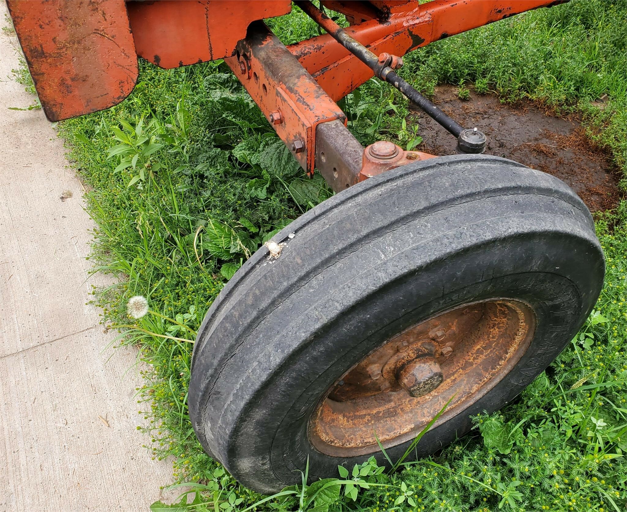 1970 Allis Chalmers 180 Tractor - $5,800 | Machinery Pete