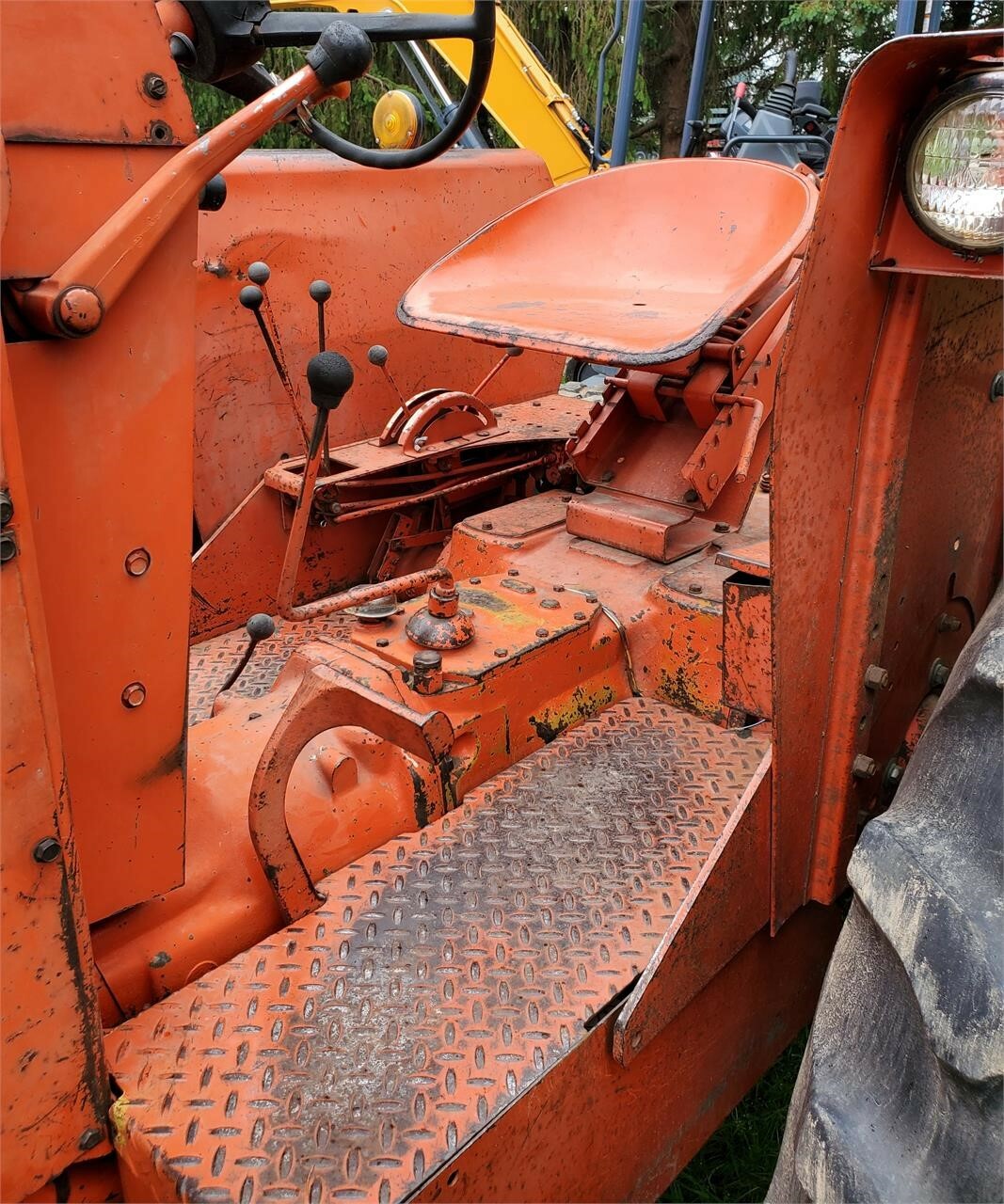 1970 Allis Chalmers 180 Tractor - $5,800 | Machinery Pete