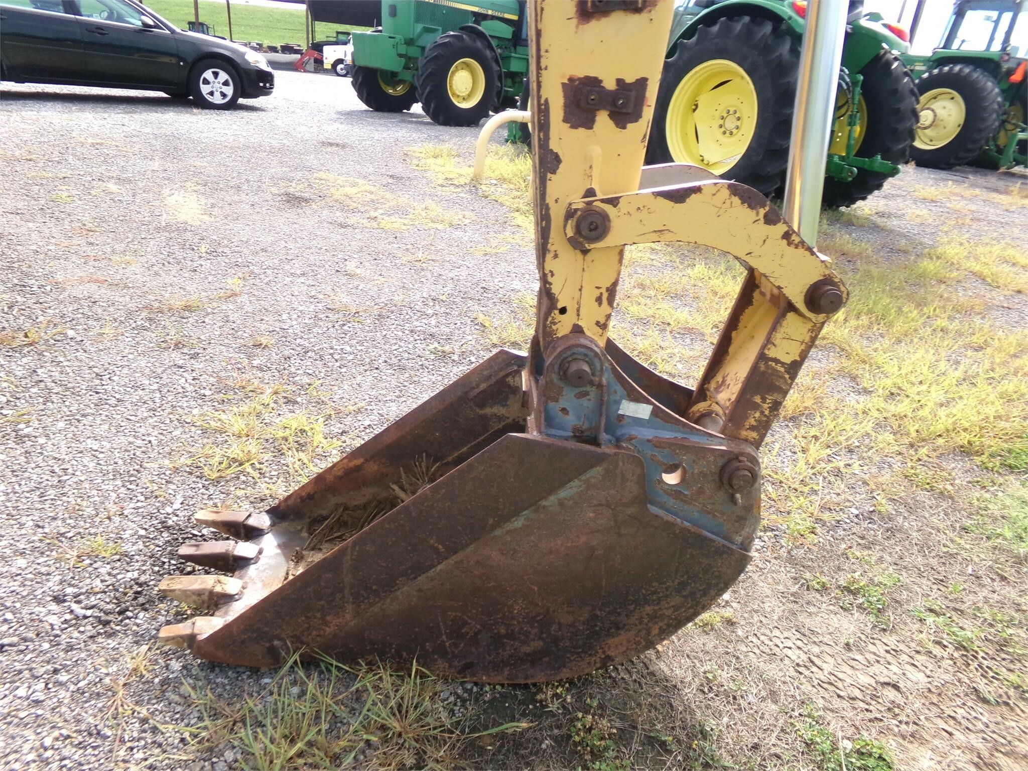 1998 New Holland 555E Backhoe - $18,500 | Machinery Pete