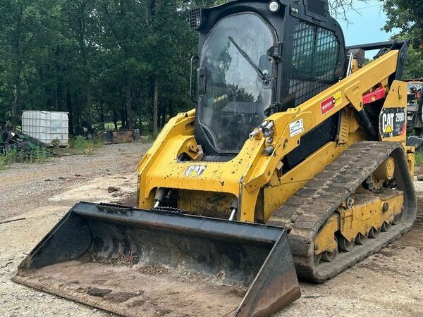 Used Skid Steers for Sale - 3908 Listings | Machinery Pete