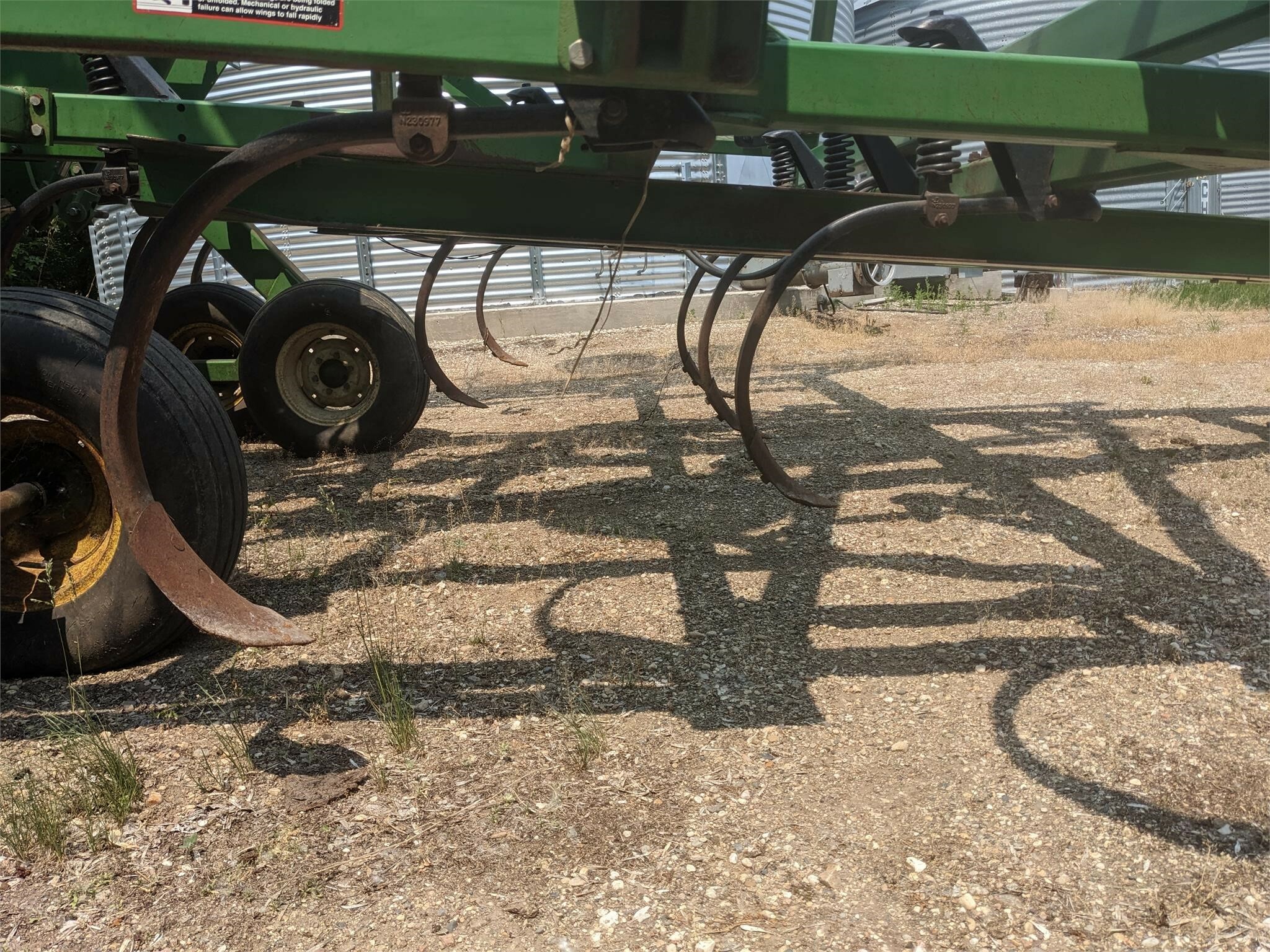 John Deere 680 Chisel Plow - $16,000 | Machinery Pete