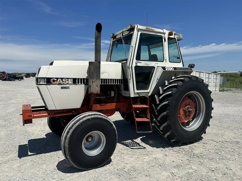 White Case Tractor