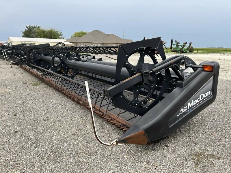 Used MacDon FD70 Platforms for Sale - 121 Listings | Machinery Pete