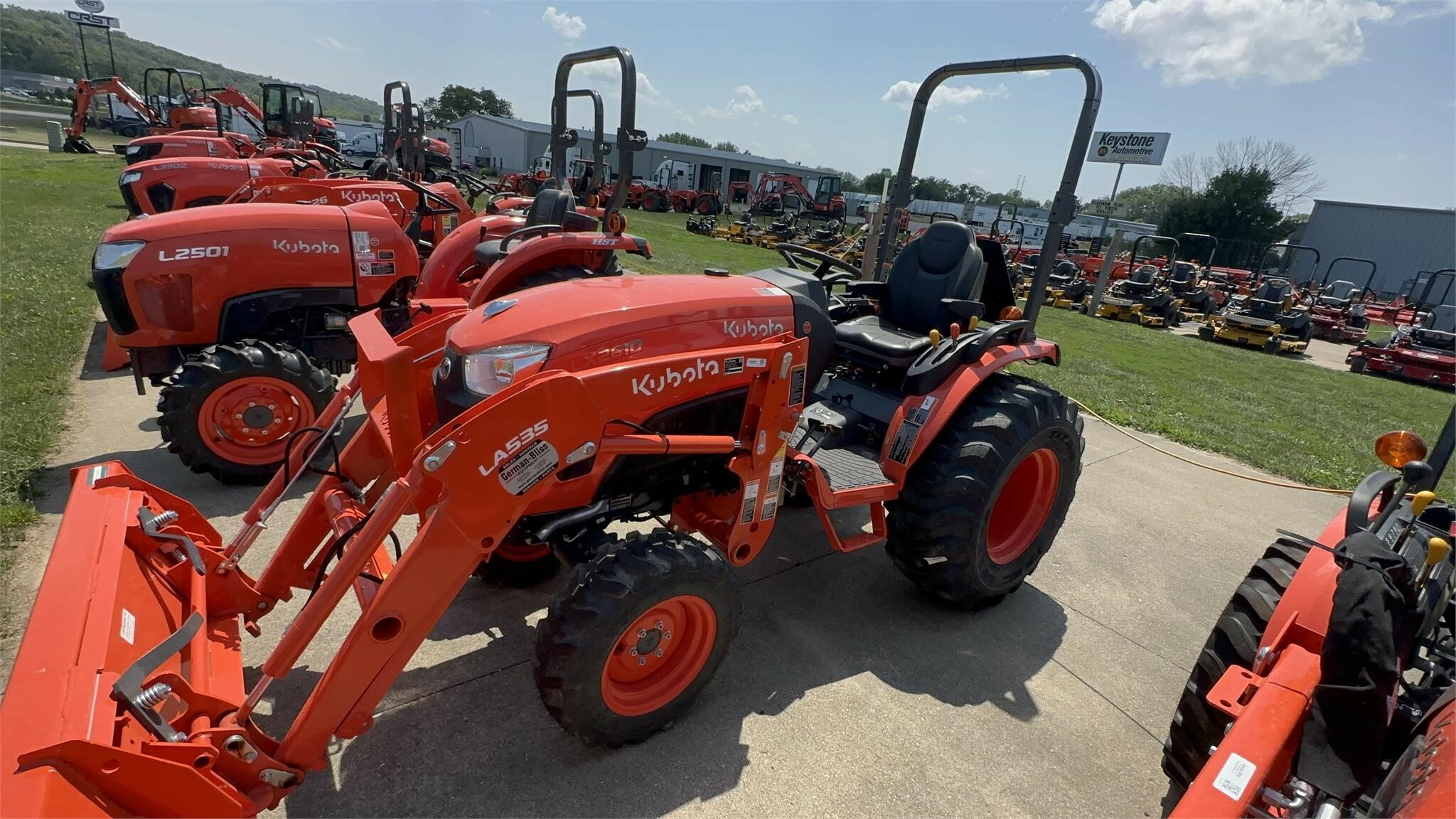 2023 Kubota LX2610HSD Tractor - $Call | Machinery Pete