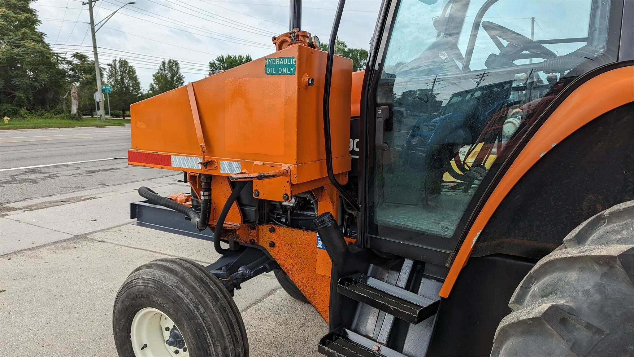 1998 New Holland TS90 Tractor - $19,500 | Machinery Pete