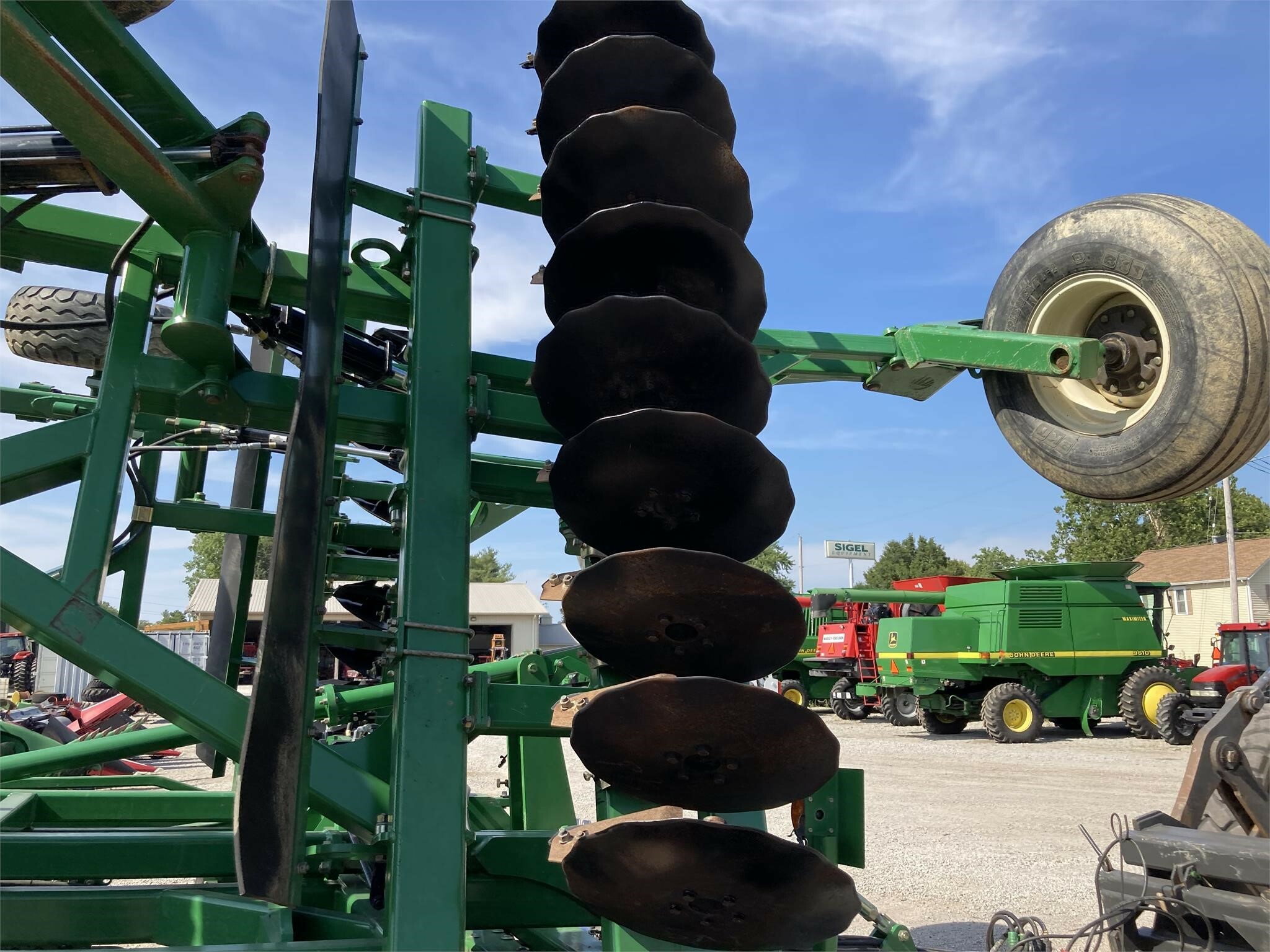 Great Plains SD2600 Vertical Tillage - $24,000 | Machinery Pete