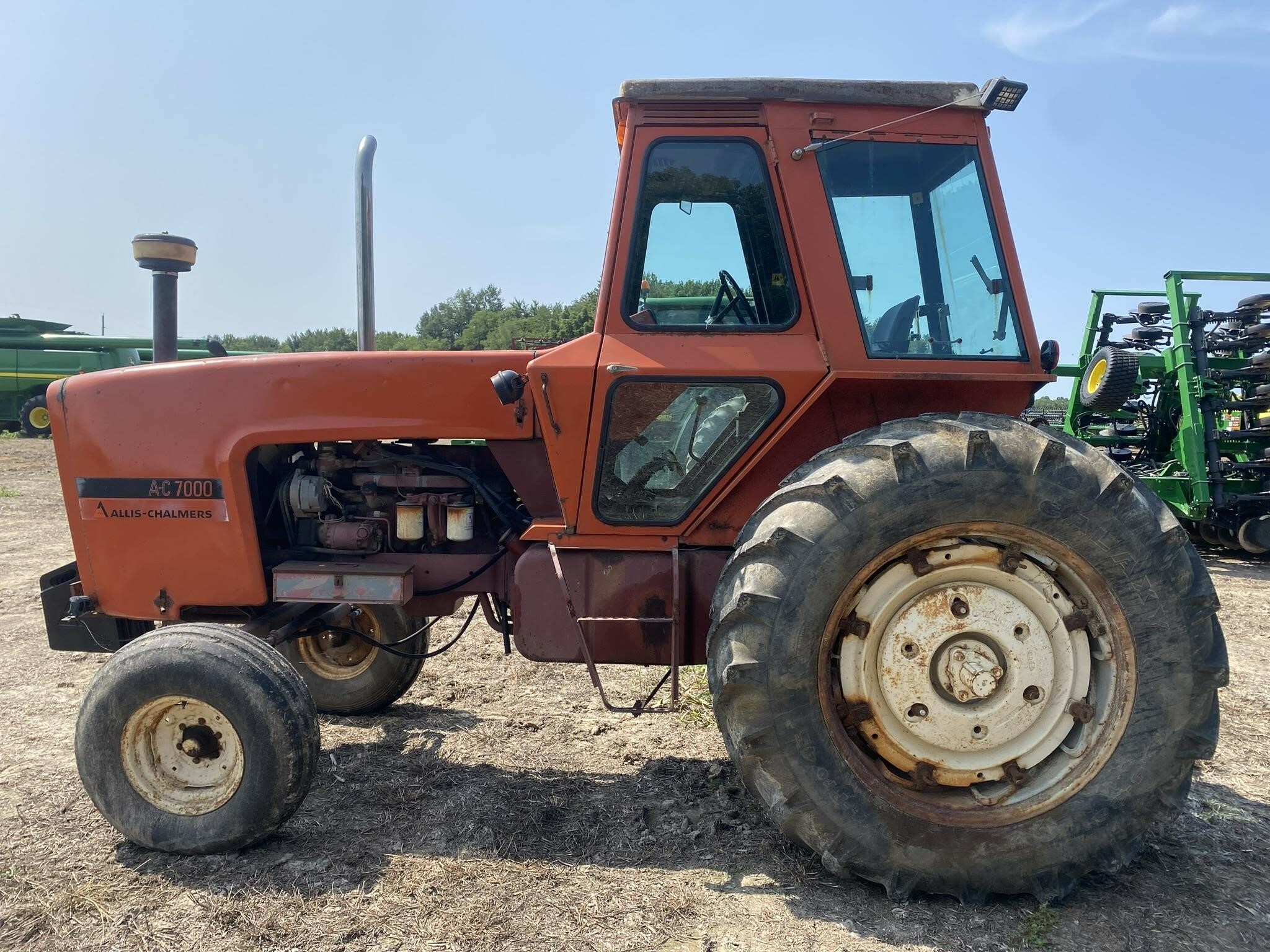 Allis Chalmers 7000 Tractor - $9,500 | Machinery Pete