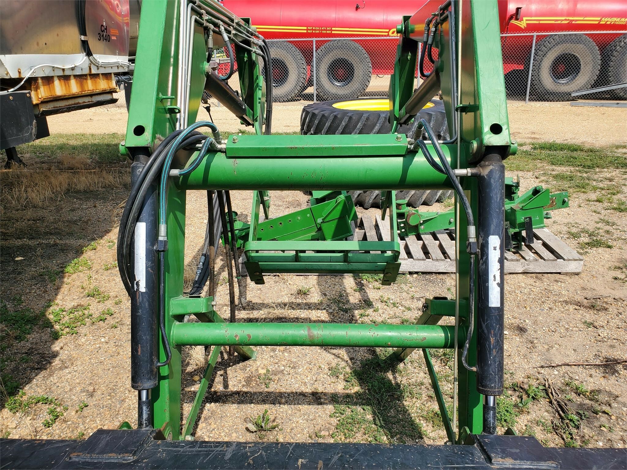 Allied 595 Front End Loader - $4,900 | Machinery Pete