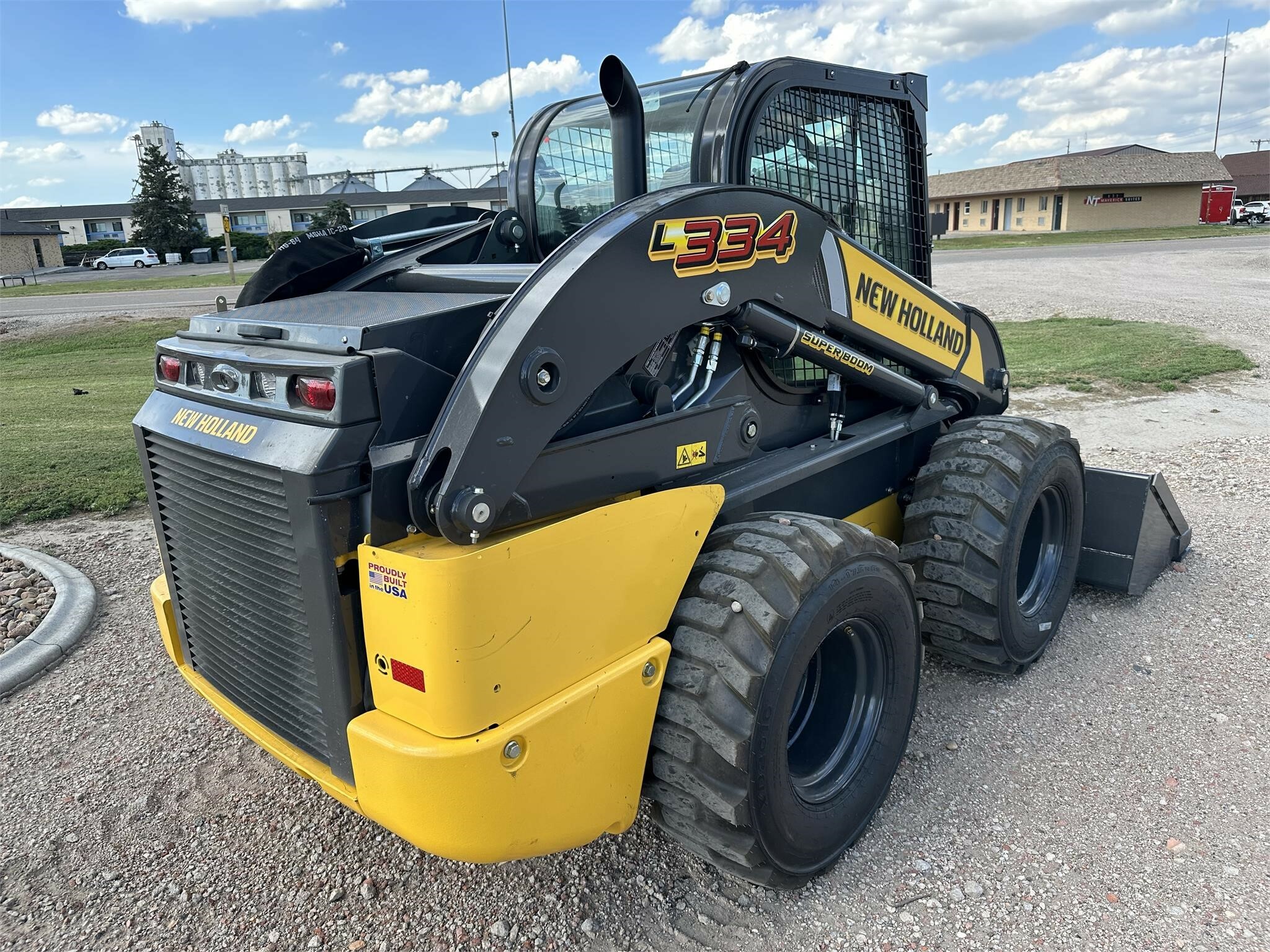 2025 New Holland L334 Skid Steer - $Call | Machinery Pete