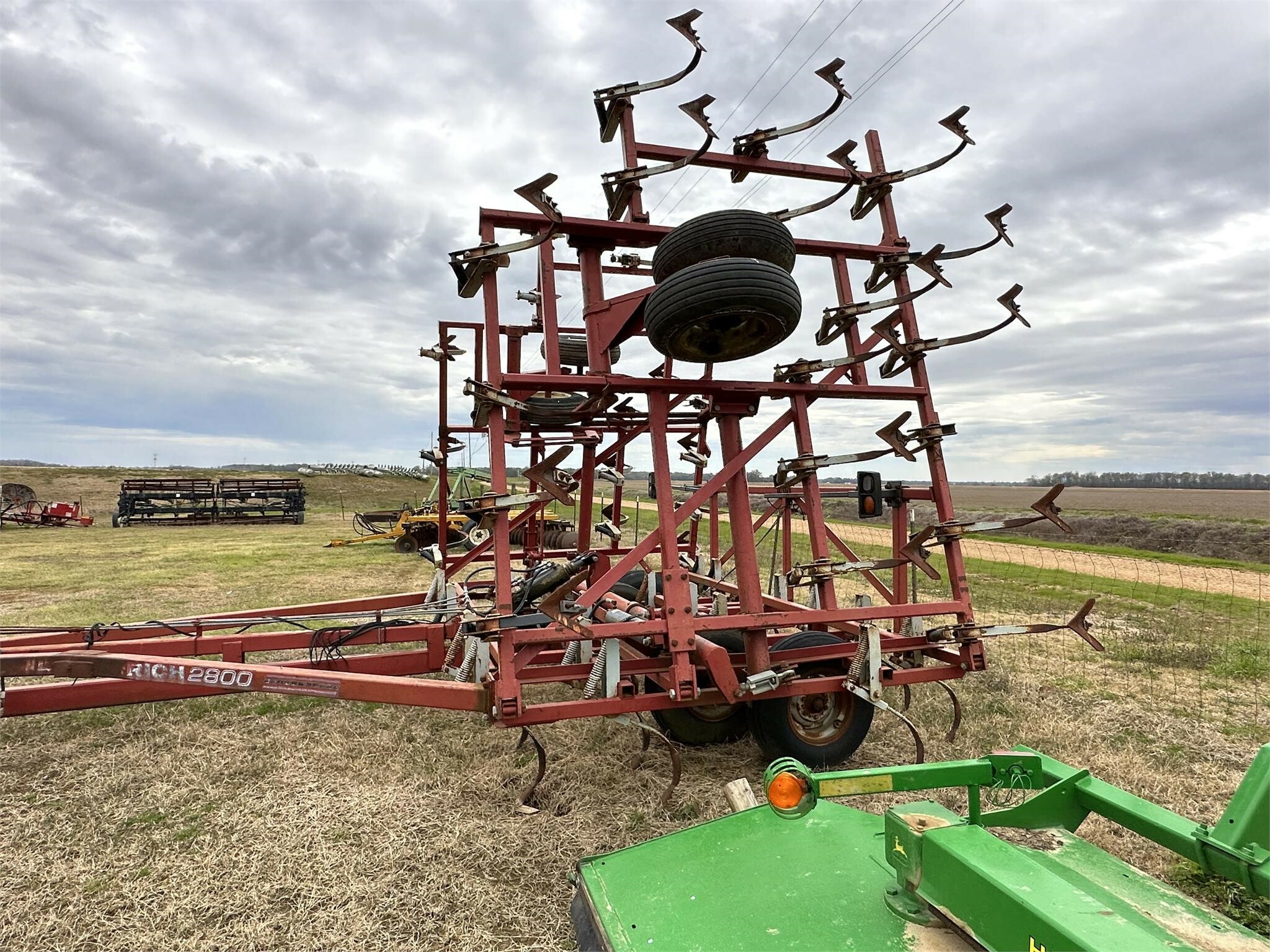 2001 Wil-Rich 2800 Field Cultivator - $7,500 | Machinery Pete