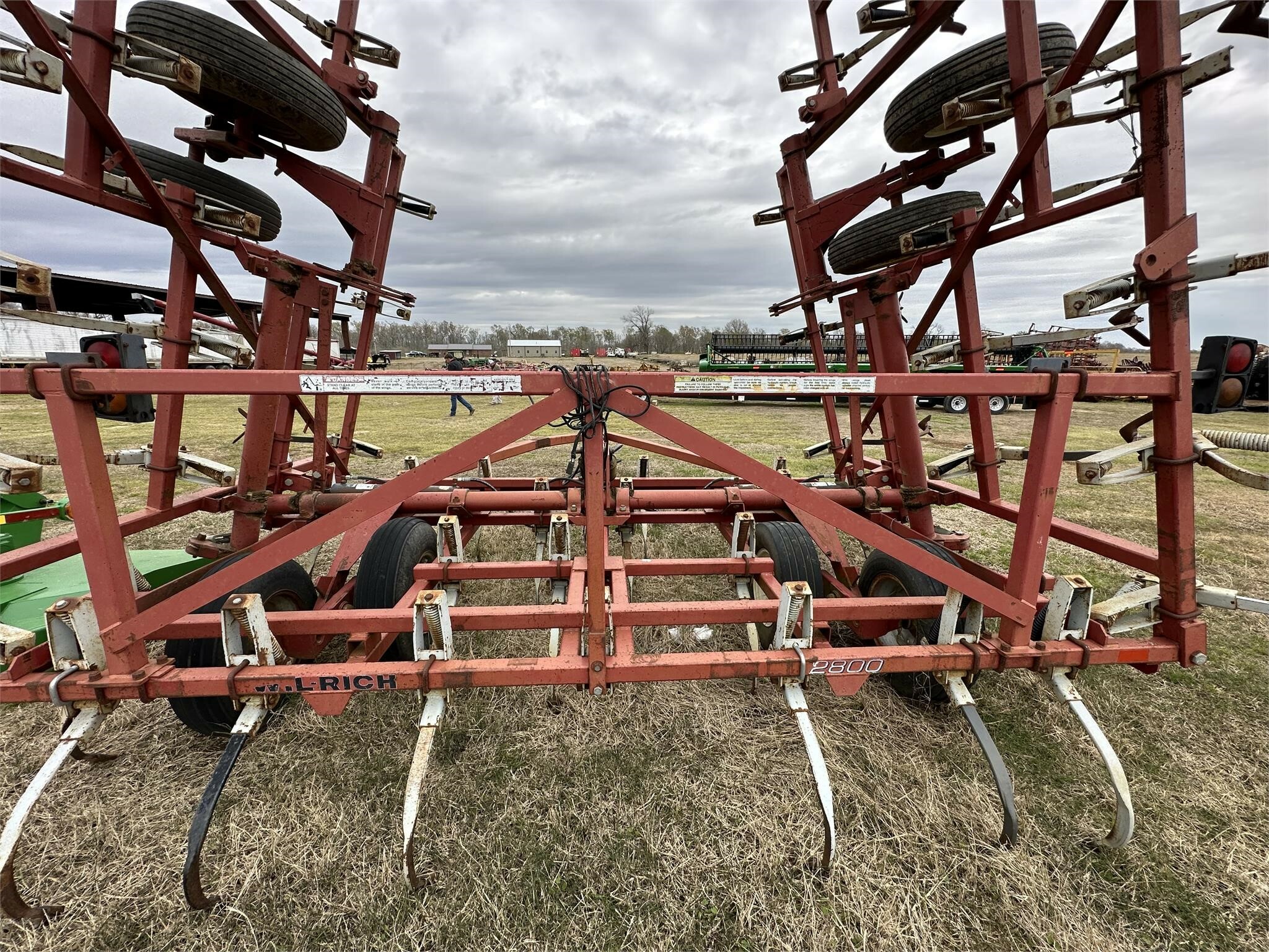 2001 Wil-Rich 2800 Field Cultivator - $7,500 | Machinery Pete