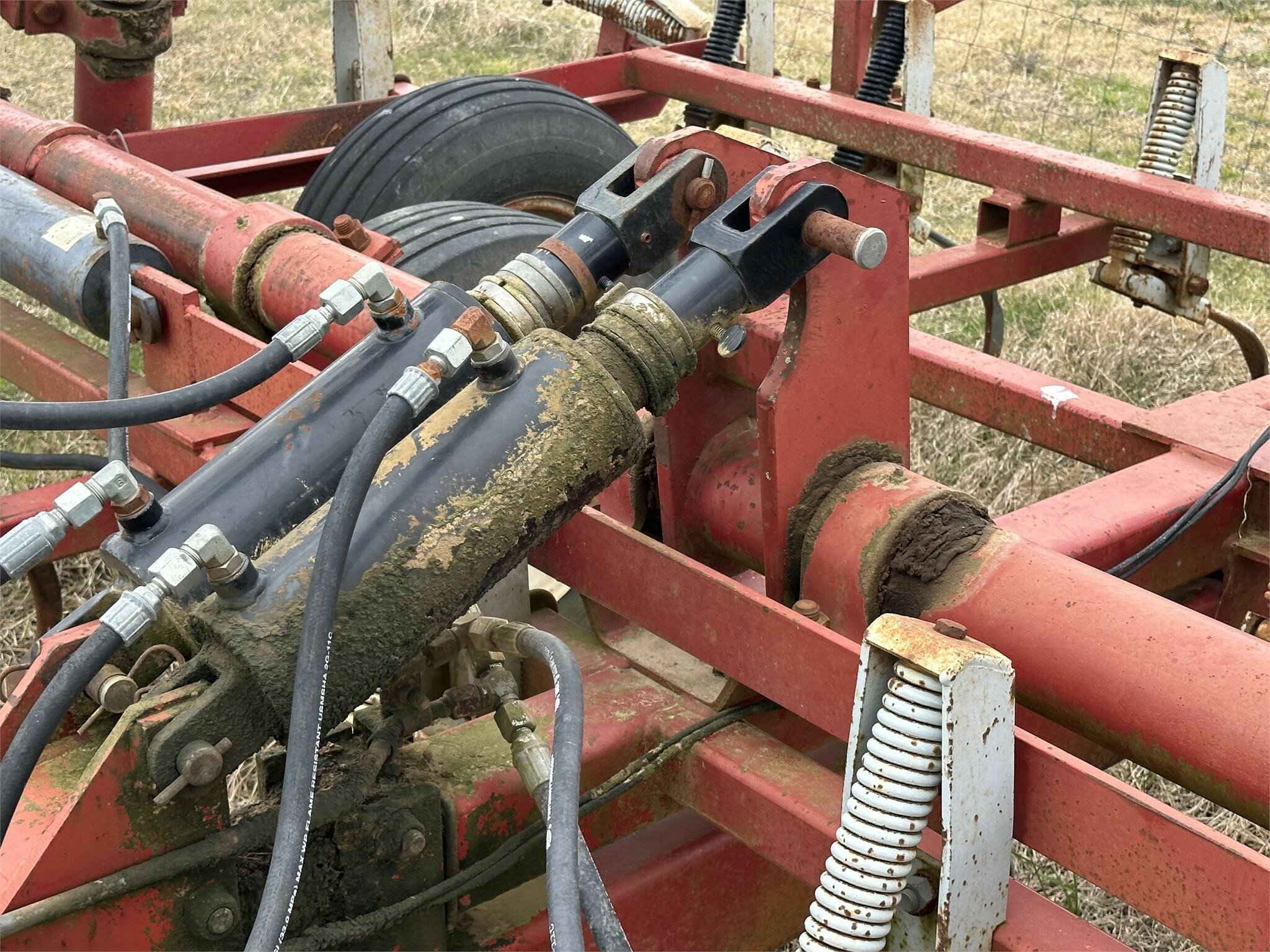 2001 Wil-Rich 2800 Field Cultivator - $7,500 | Machinery Pete