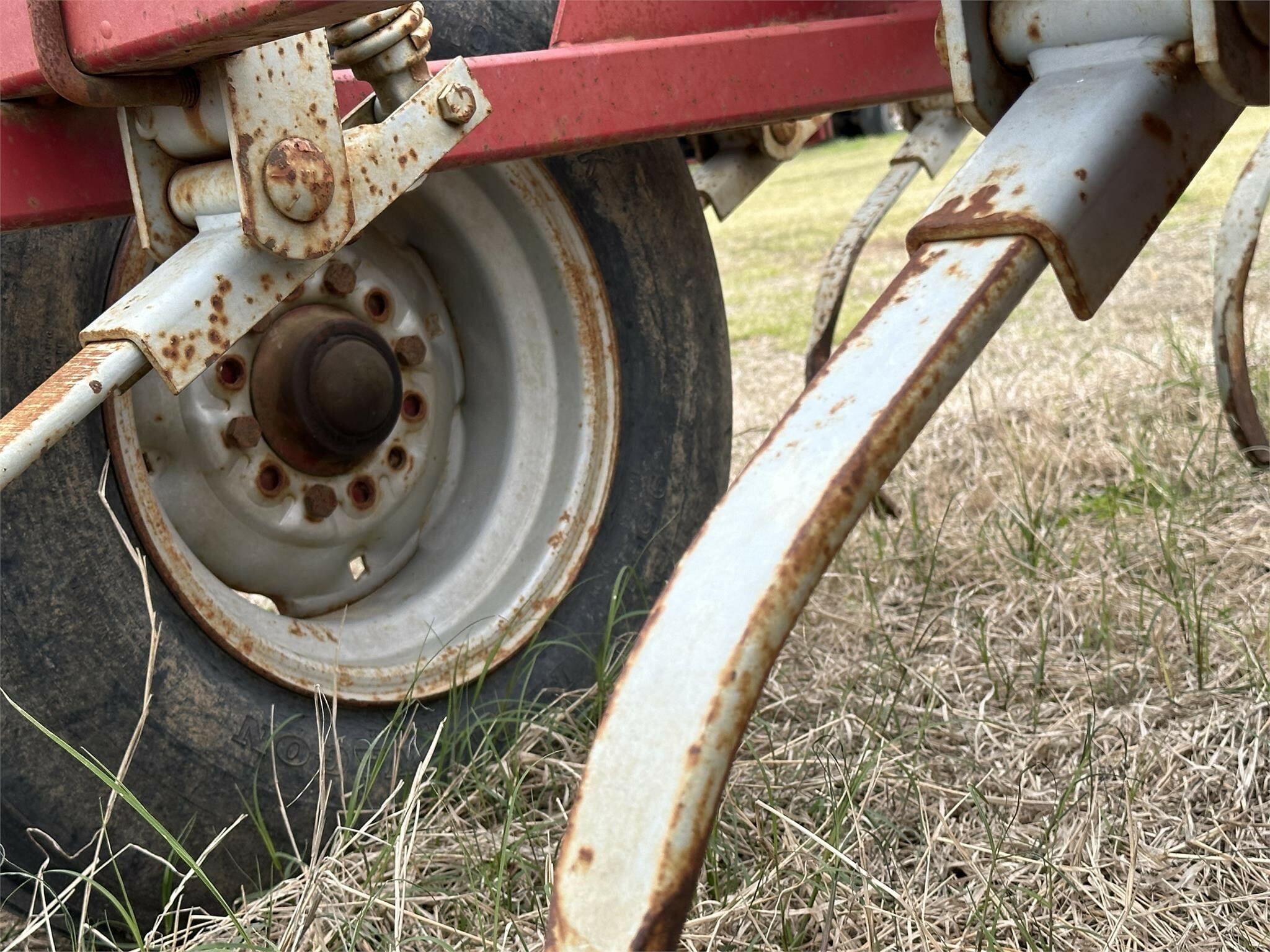 2001 Wil-Rich 2800 Field Cultivator - $7,500 | Machinery Pete