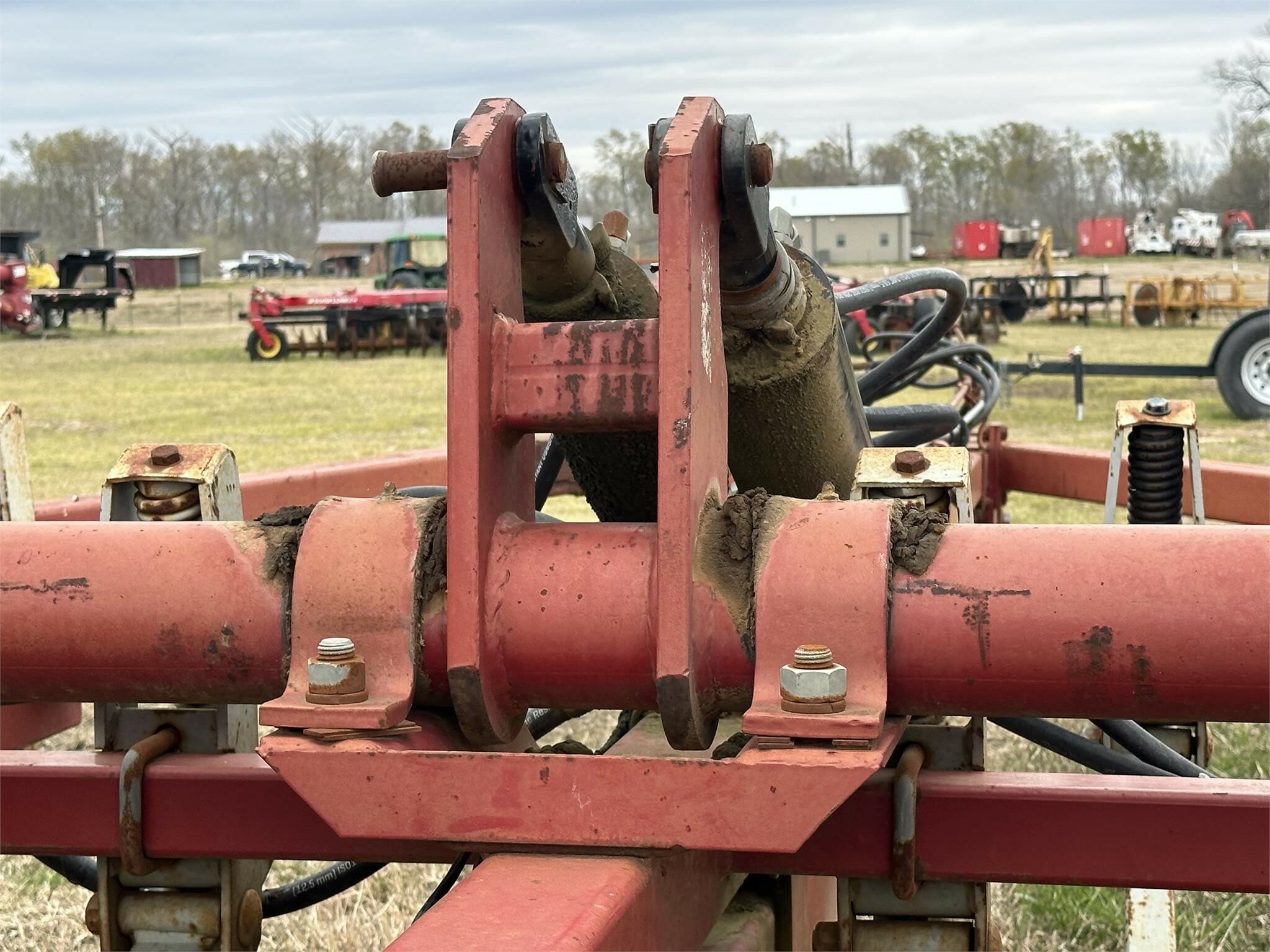 2001 Wil-Rich 2800 Field Cultivator - $7,500 | Machinery Pete