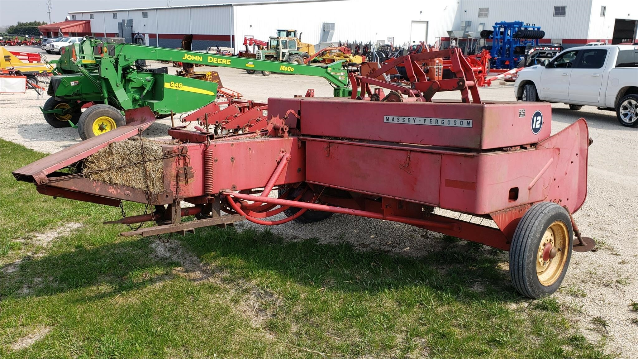 Massey Ferguson 12 Small Square Baler - $1,995 | Machinery Pete