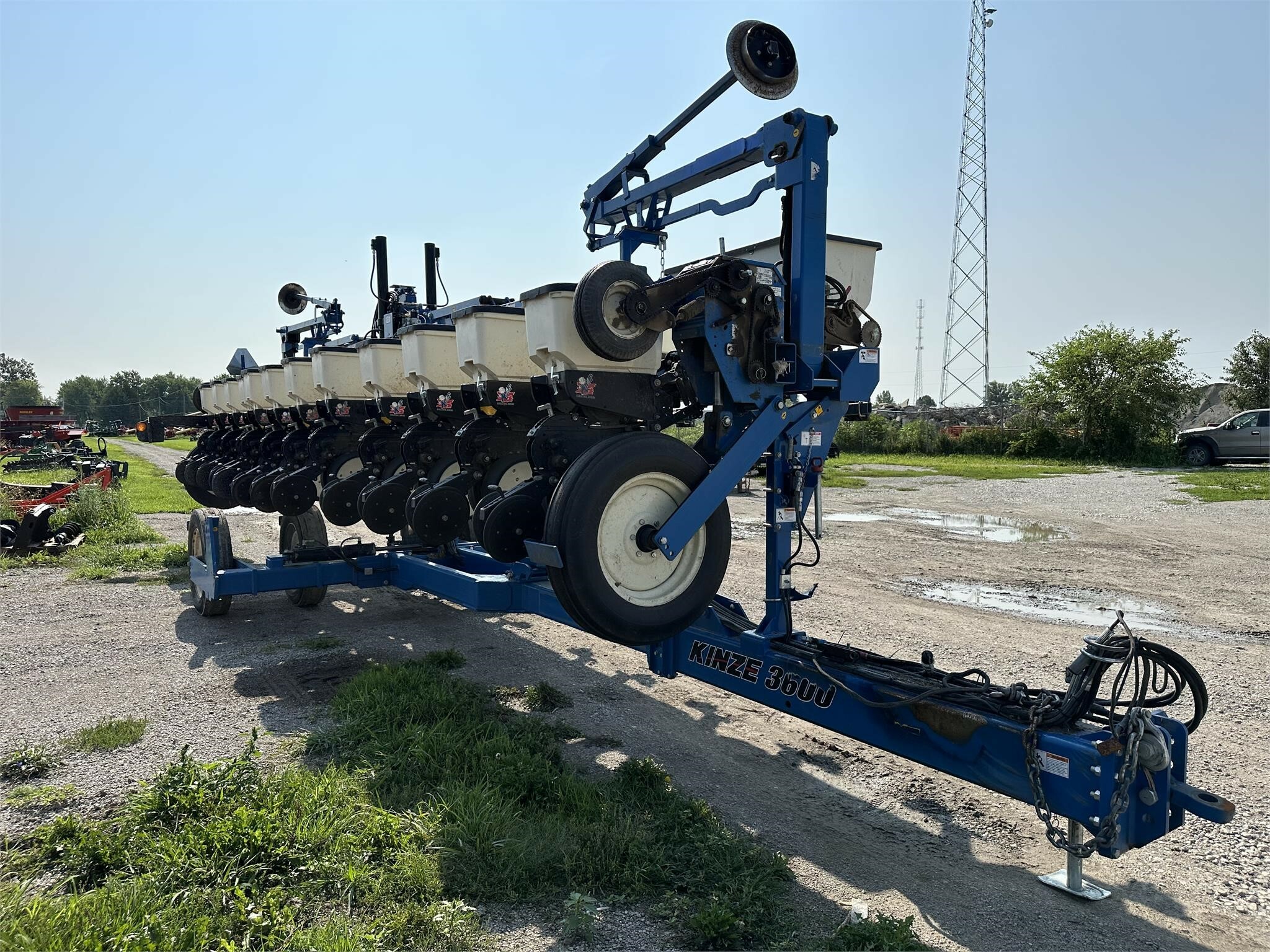 2013 Kinze 3600 Planter - $59,900 | Machinery Pete