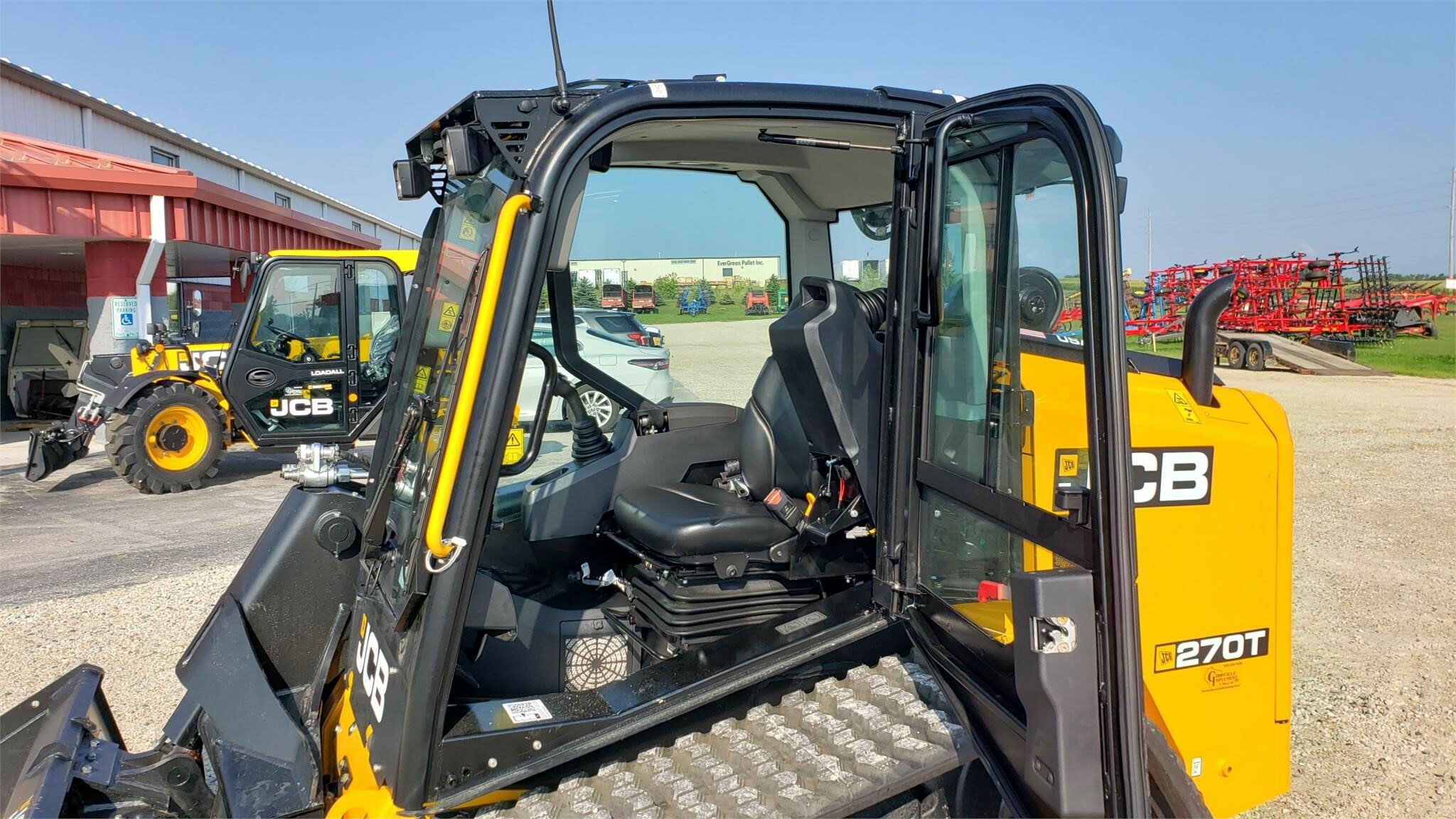 2024 JCB 270T Loader and Skid Steer Attachment - $88,445 | Machinery Pete
