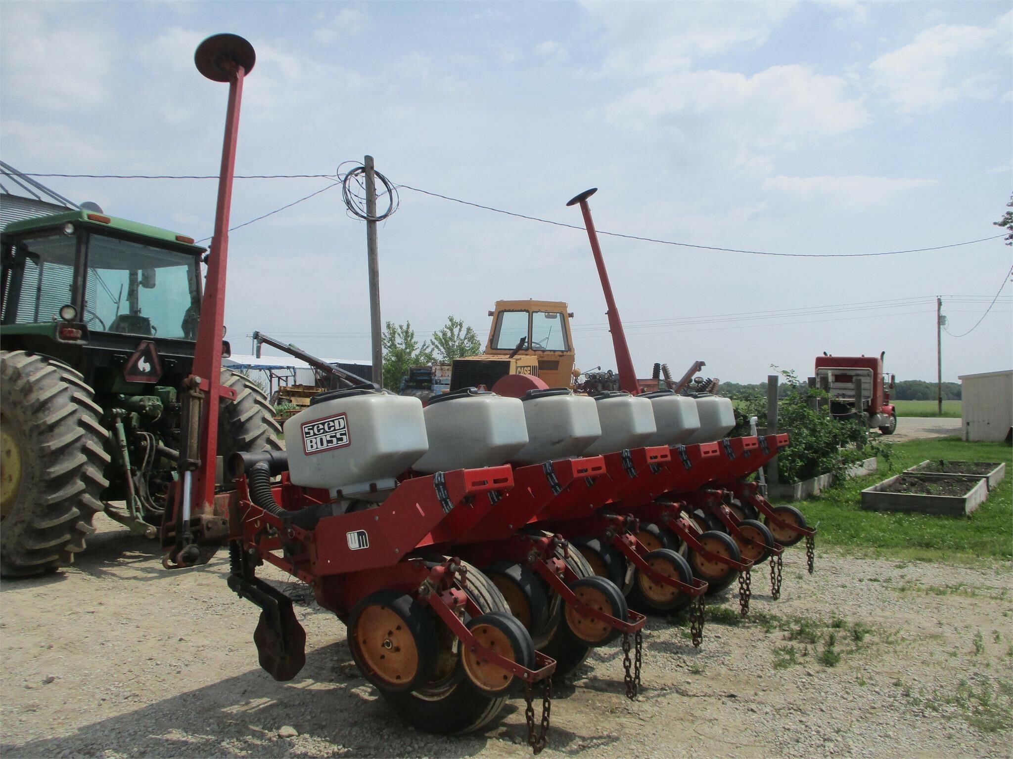 White 5100 Planter - $4,500 | Machinery Pete