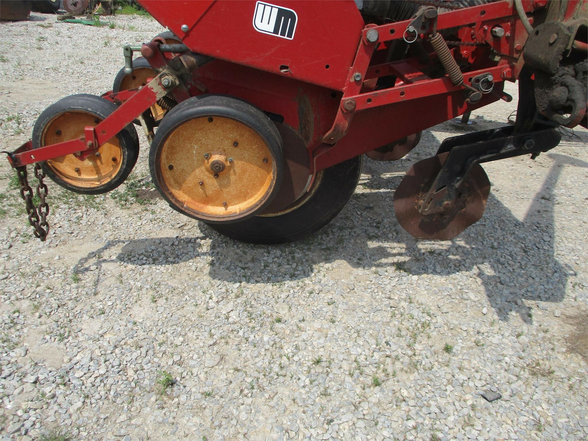 White 5100 Planter - $4,500 | Machinery Pete