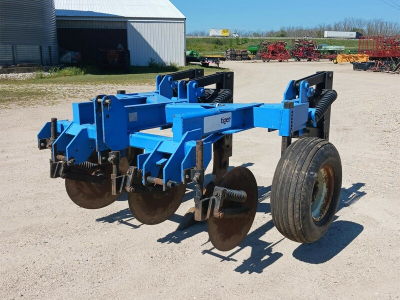 Used V Rippers for Sale - 59 Listings | Machinery Pete