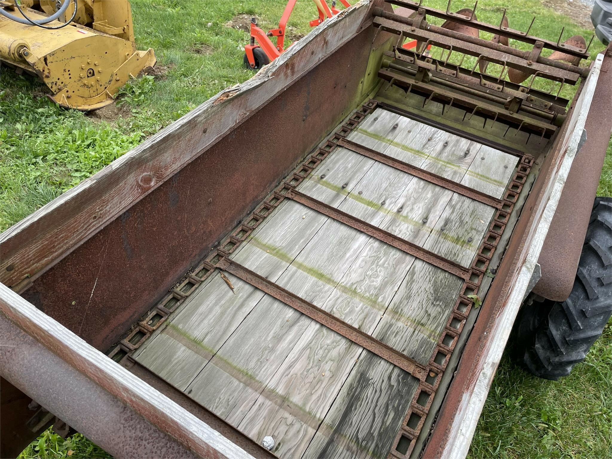 McCormick 30 Manure Spreader - $1,700 | Machinery Pete